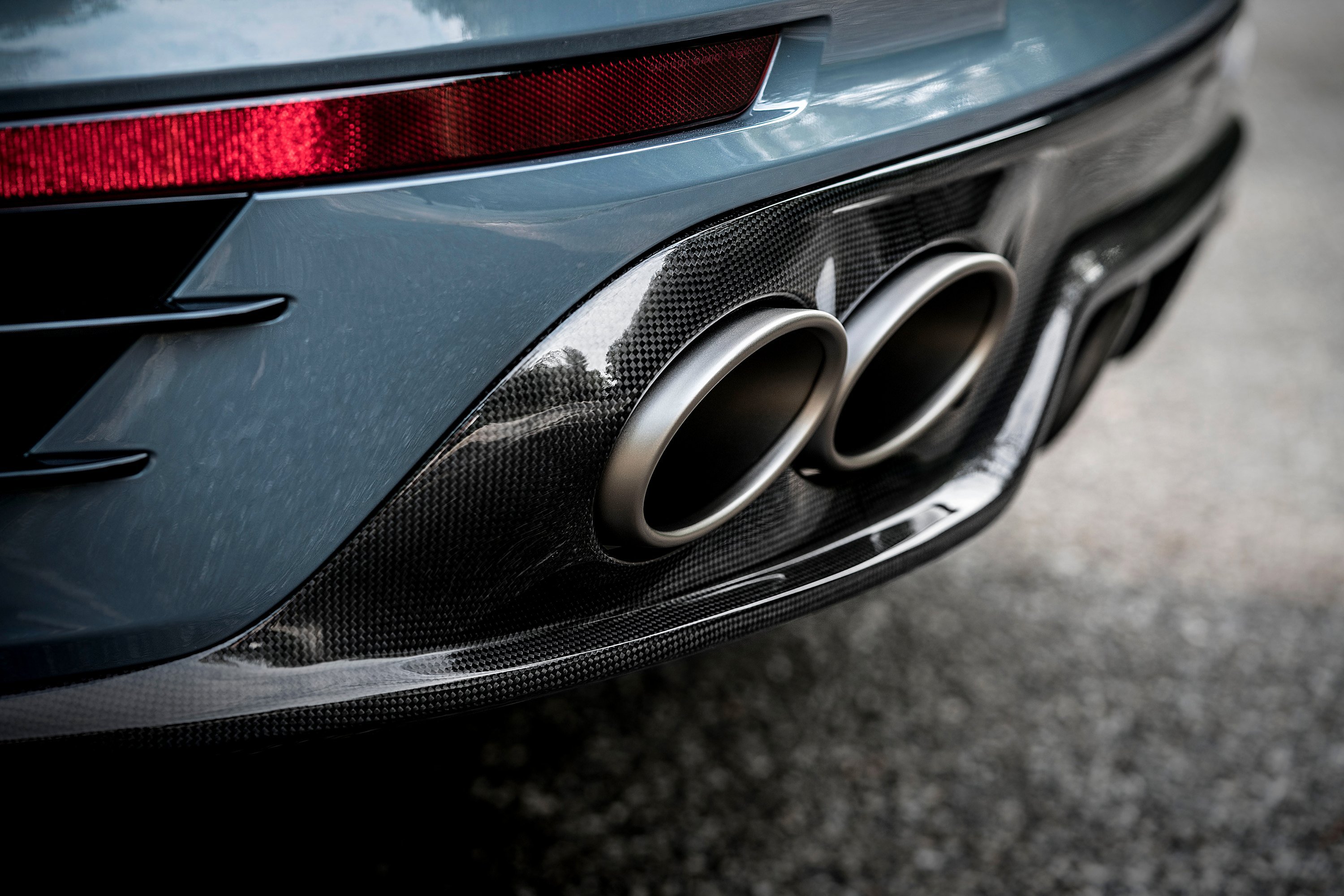 Akrapovic® - Porsche 911 Series 911.2 Body Code 2016 Carbon Fiber Rear ...
