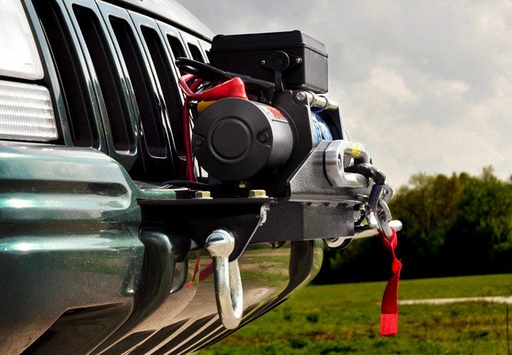 Front Hitches: Multiple Uses for Your SUV or Truck