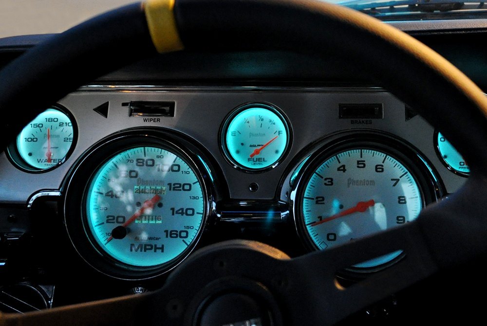 Auto Meter™ - Gauges, Testers, Wiring, Parts, Tools | CARiD