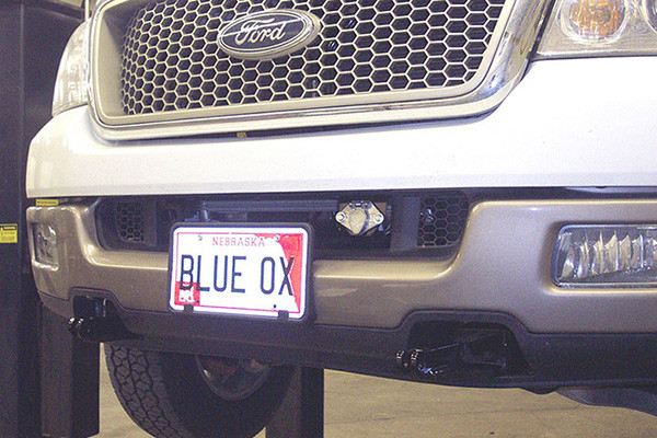 Blue Ox® BX2169 - Base Plate Kit with Standard Non-Removable Tabs