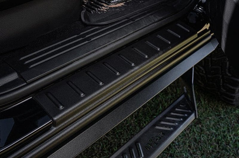 Bushwacker® 14115 - Trail Armor™ Black Rocker Panels