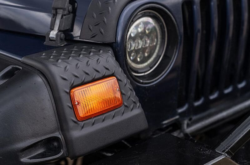 Bushwacker® 14123 - Trail Armor™ Black Front Corner Set