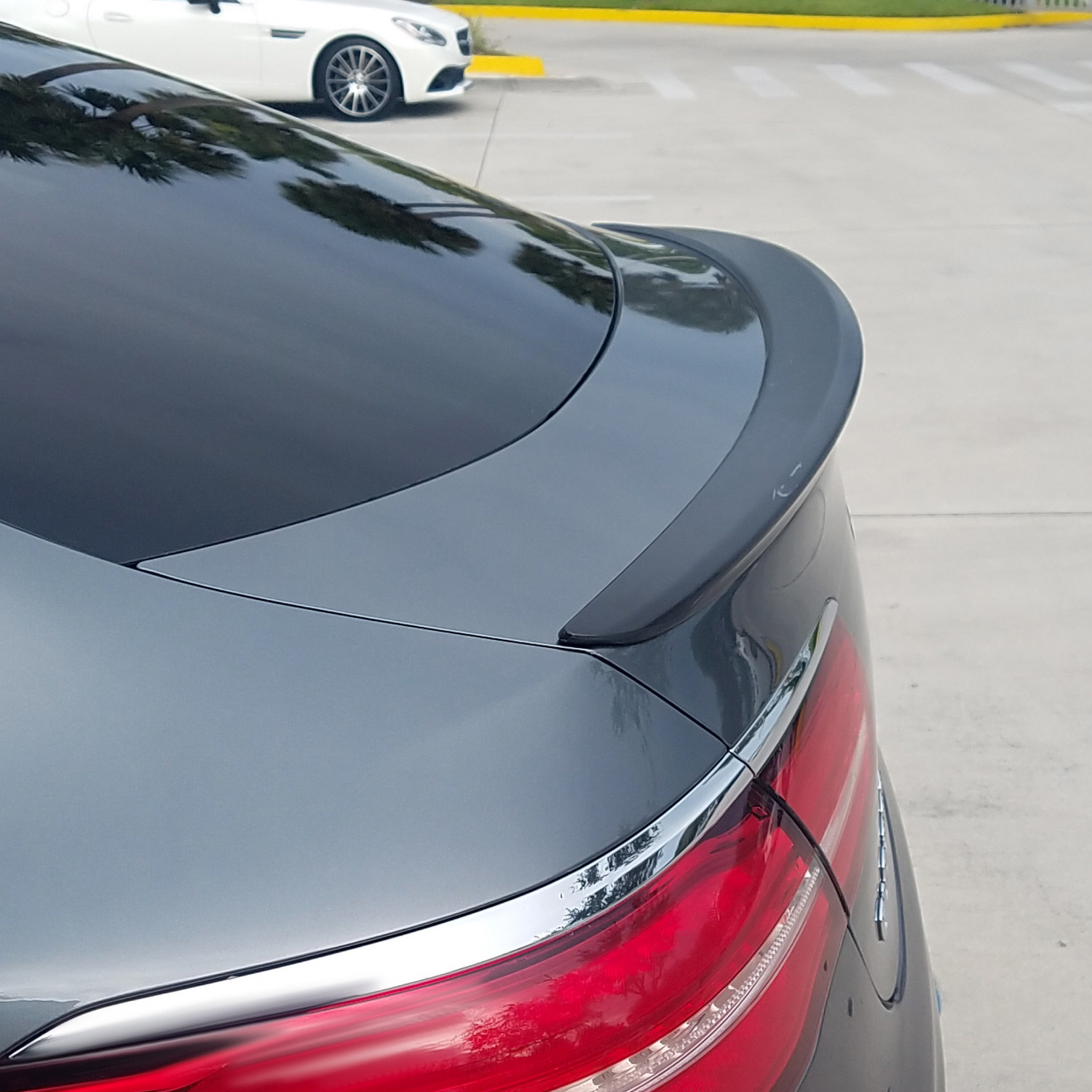 D2S® MC253-L1-UNPAINTED - Tuner Style Rear Trunk Lip Spoiler (Unpainted)