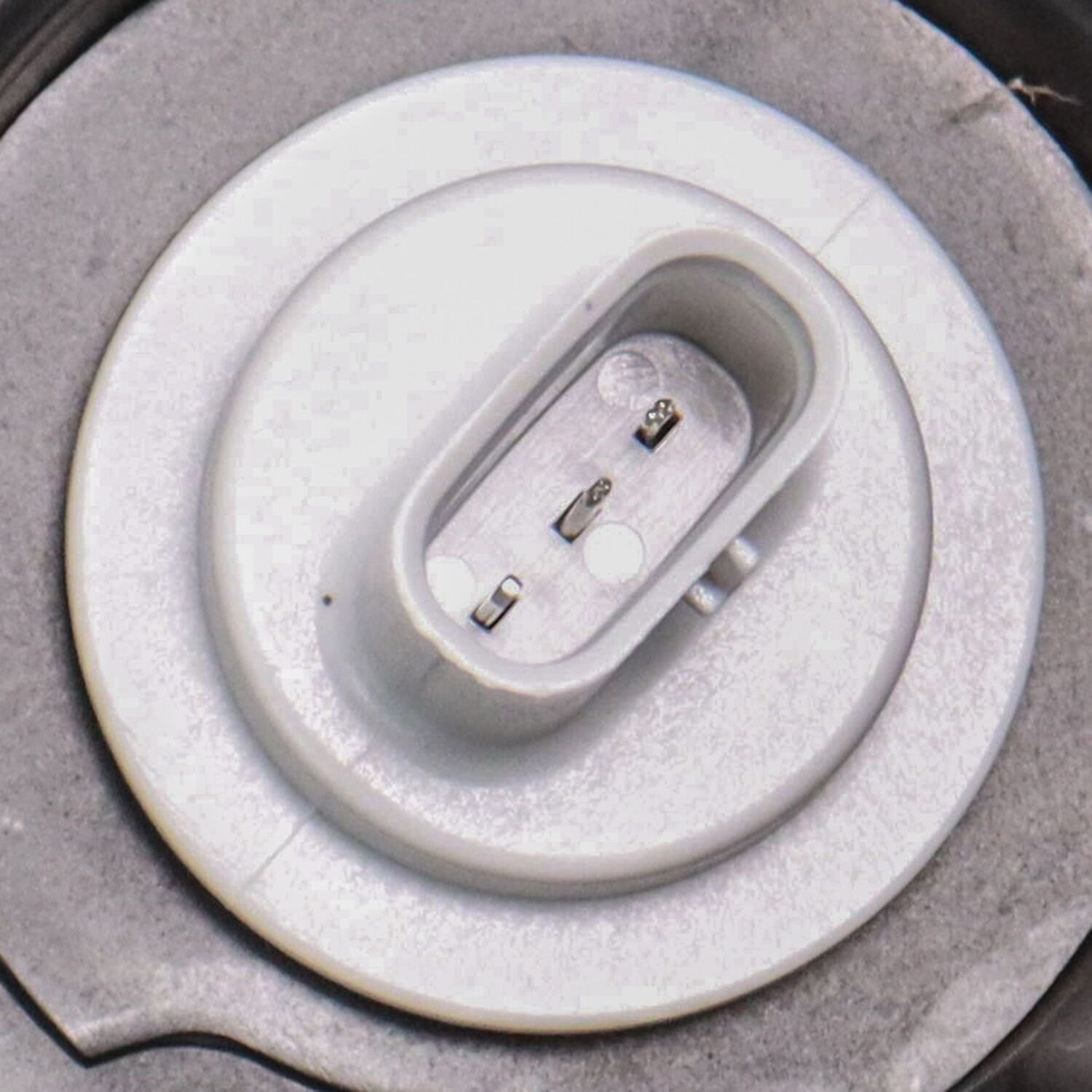 DIY Solutions® LHT11873 - Passenger Side Replacement Headlight