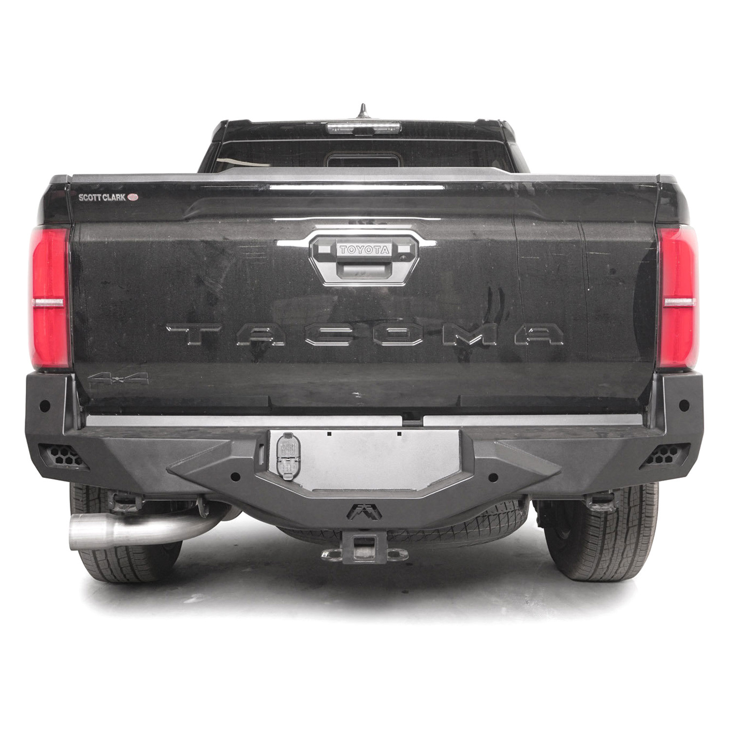 Fab Fours® TT24-E6351-1 - Vengeance Full Width Black Powder Coated Rear ...