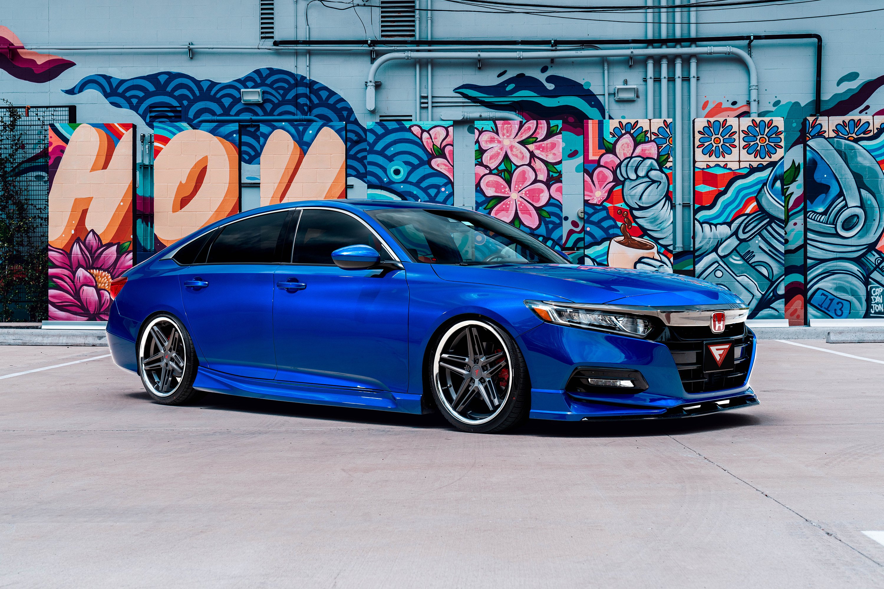 FERRADA® CM1 Wheels - Matte Graphite with Chrome Lip Rims