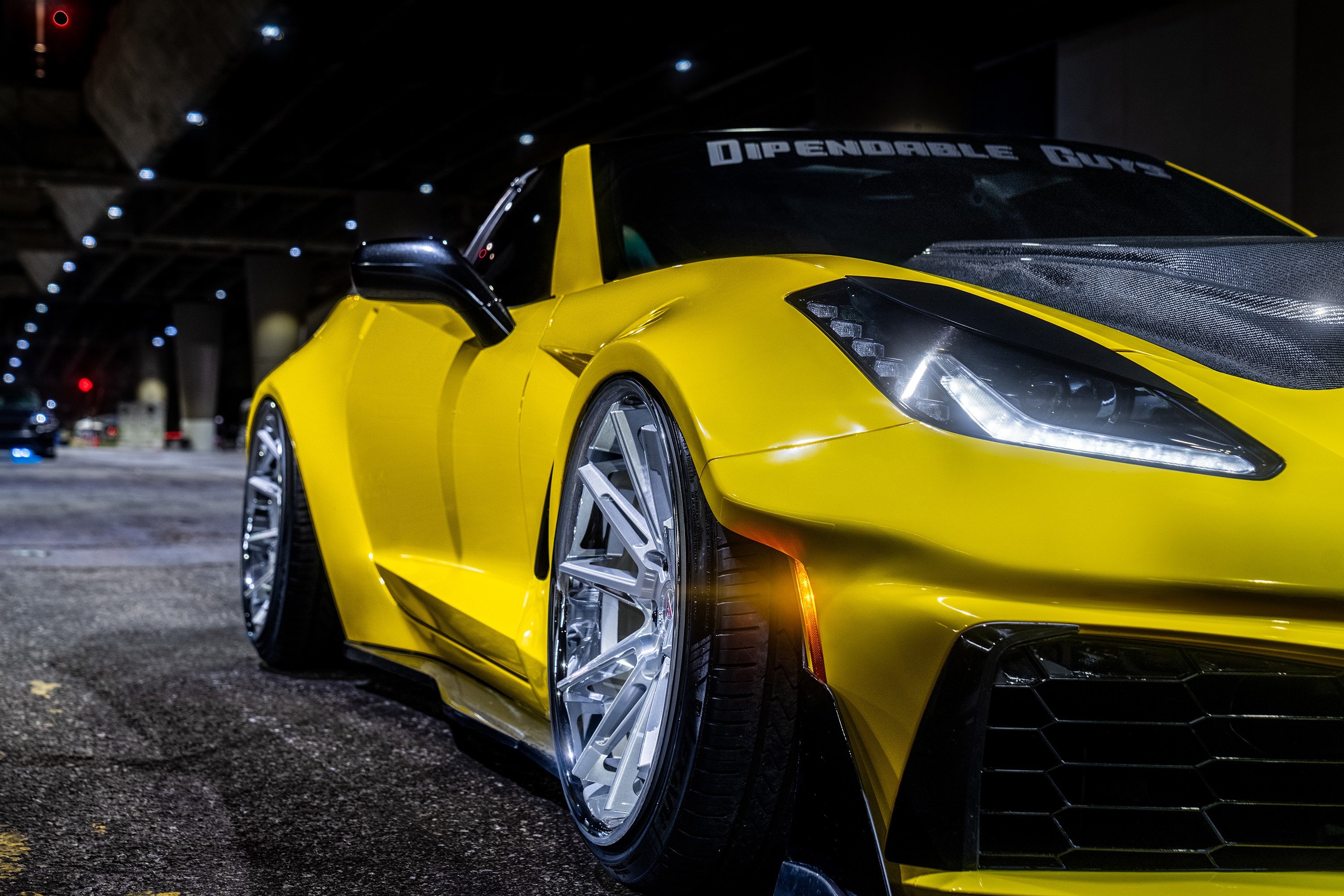 FERRADA® CM2 Wheels - Machined Silver with Chrome Lip Rims