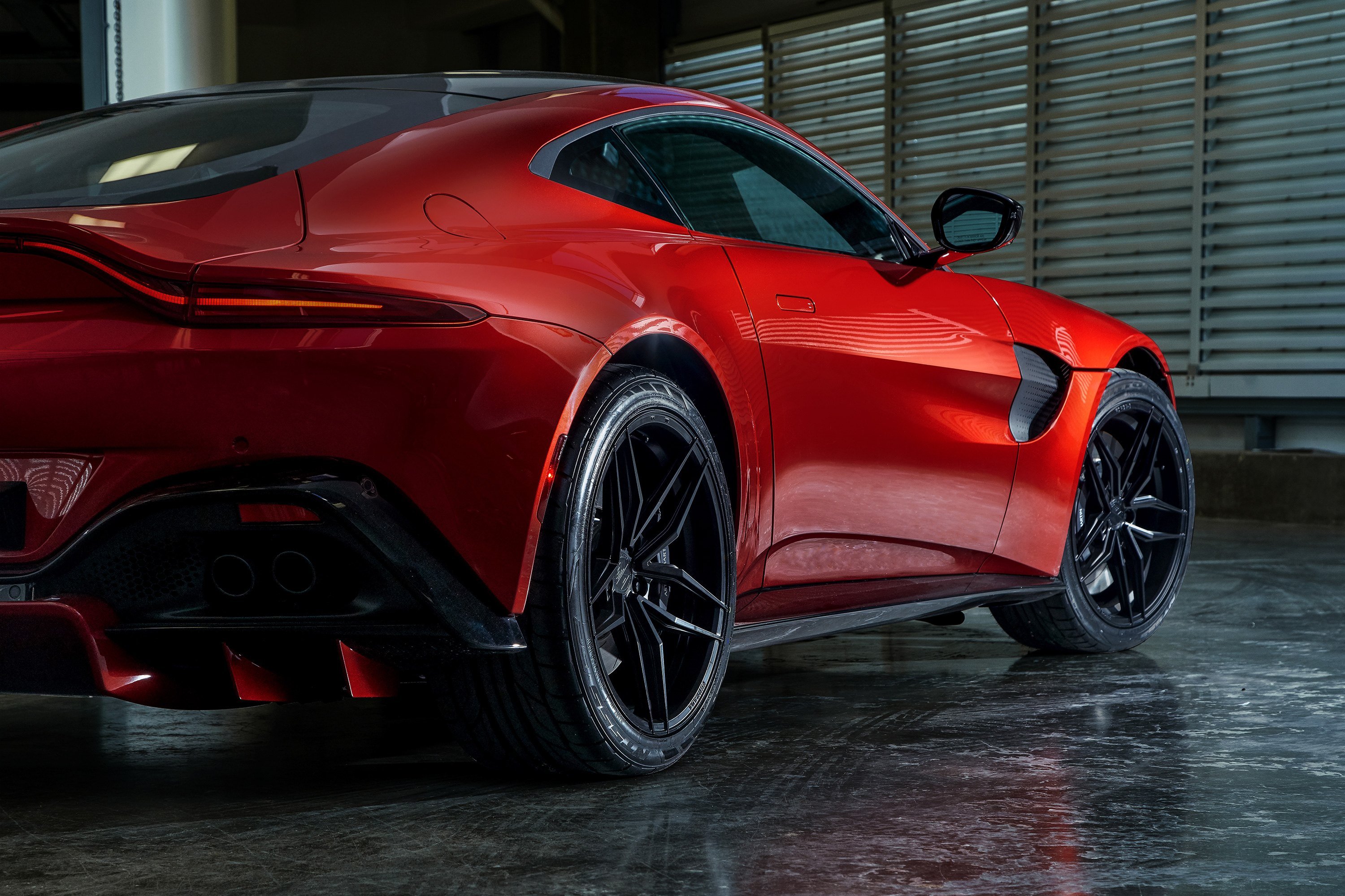 FERRADA® FORGE-8 FR5 Wheels - Matte Black Rims