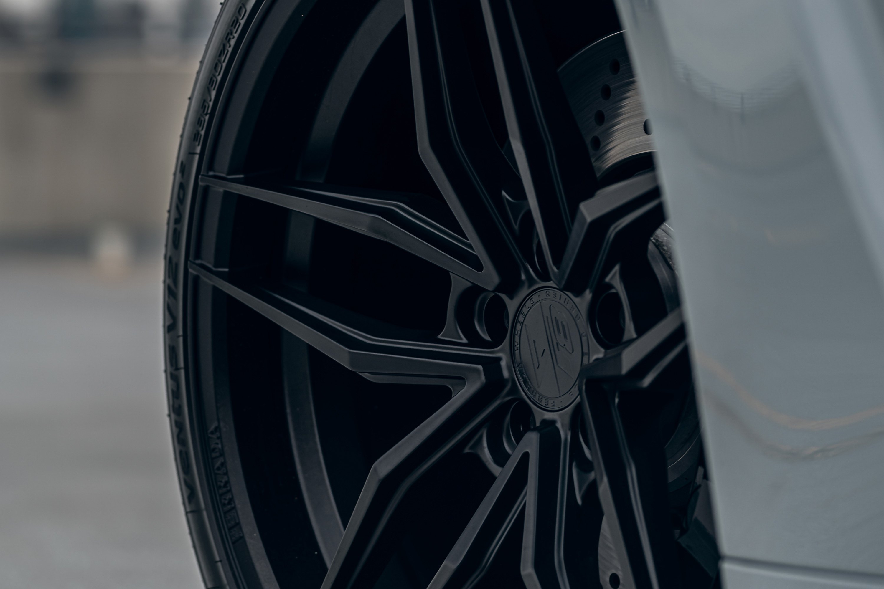 FERRADA® FORGE-8 FR5 Wheels - Matte Black Rims