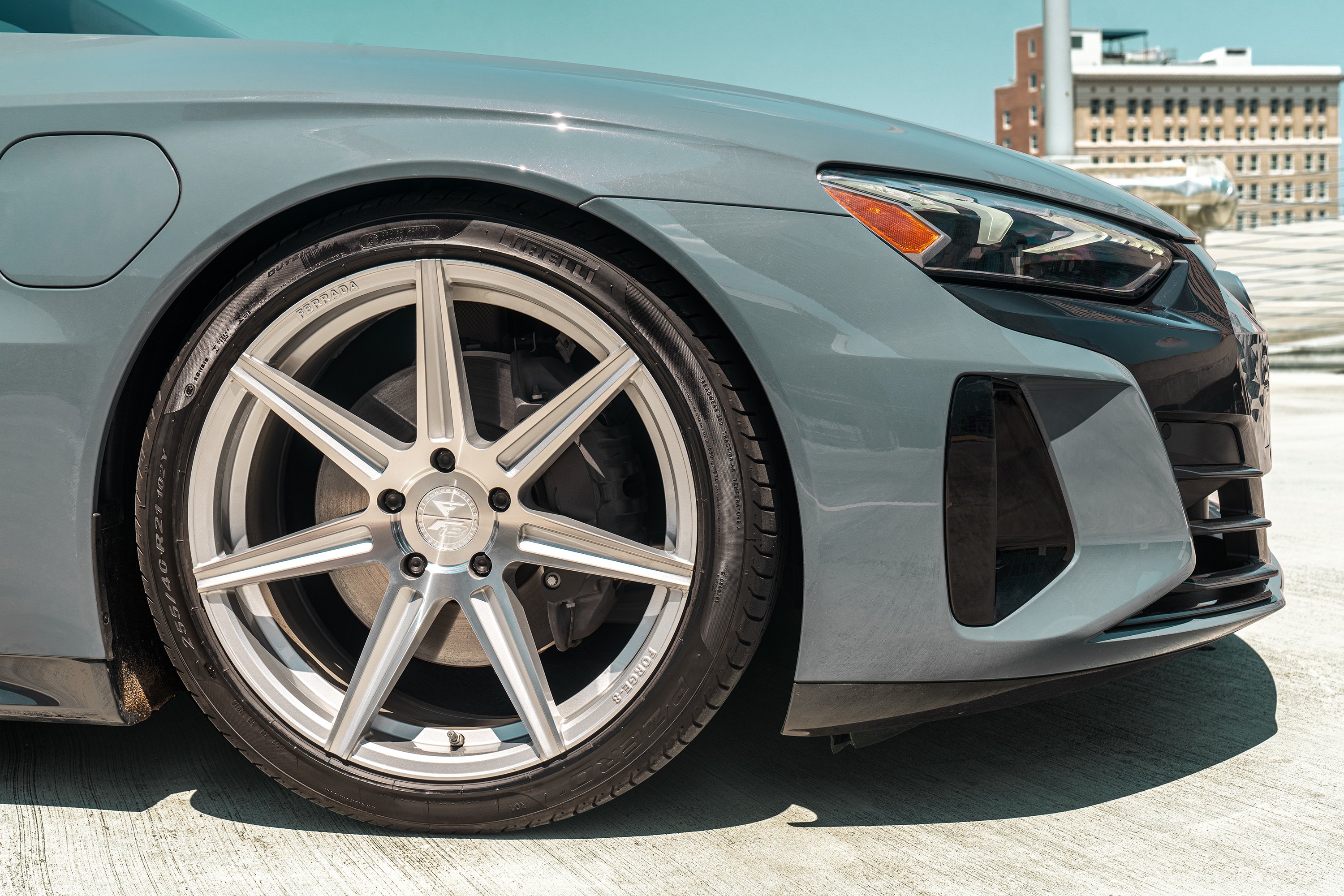 FERRADA® FORGE-8 FR7 Wheels - Machined Silver Rims