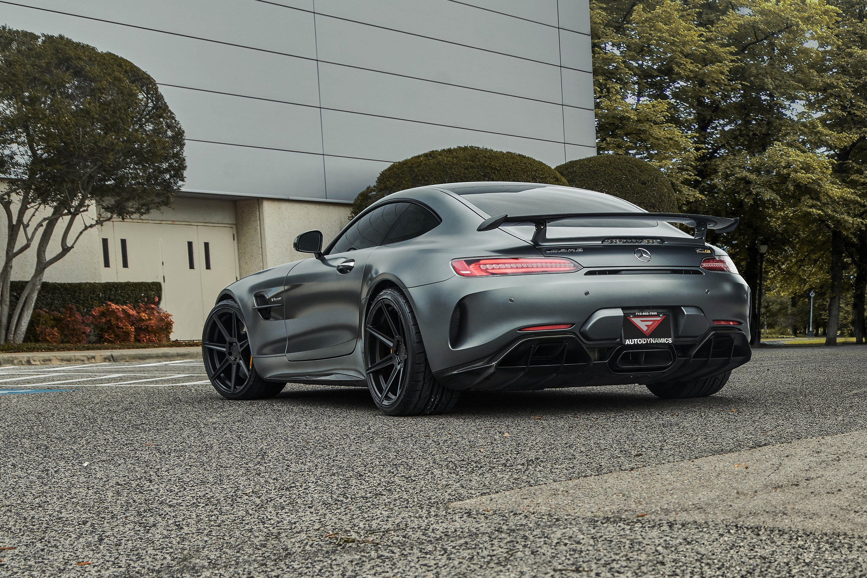 FERRADA® FORGE-8 FR7 Wheels - Matte Black Rims