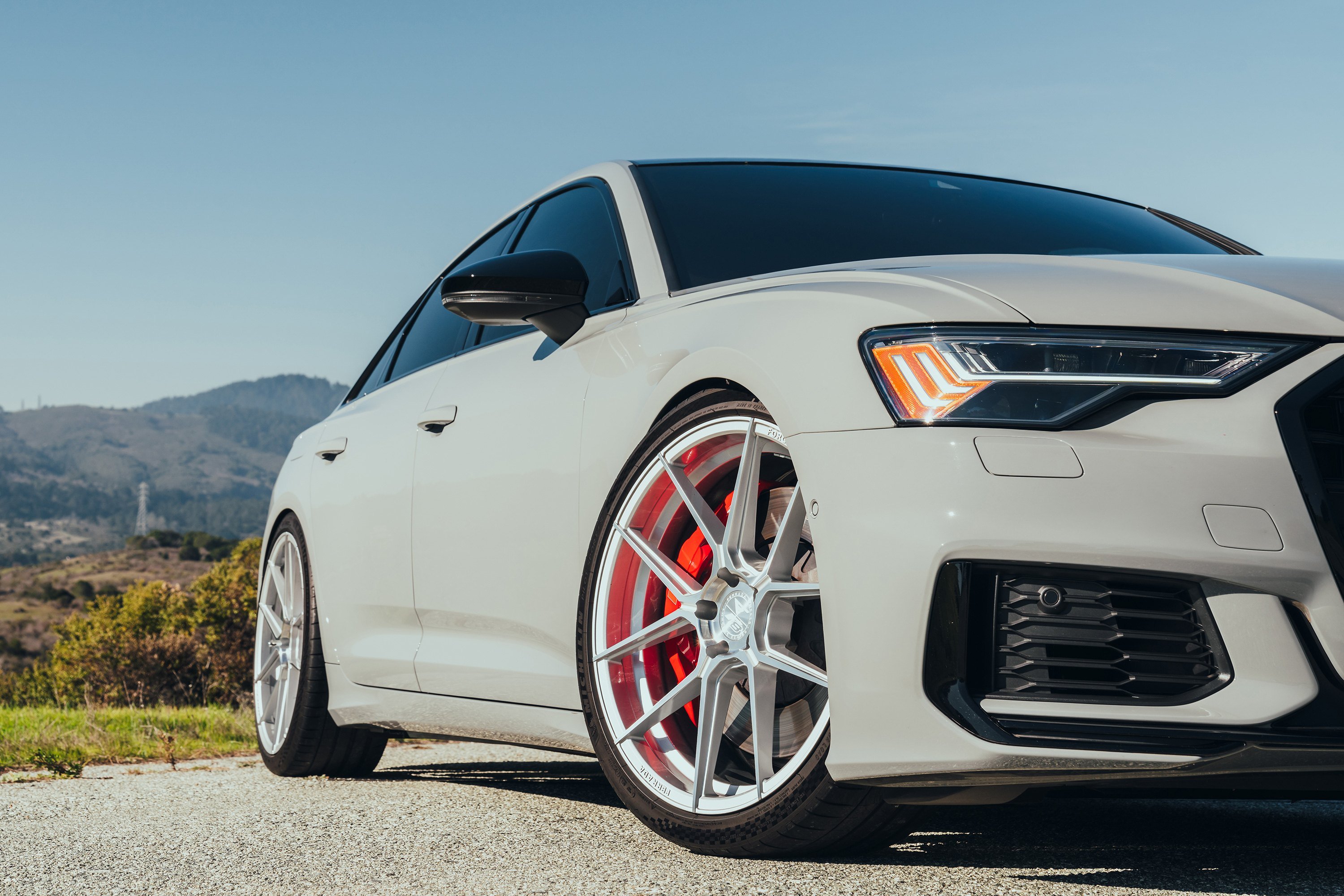 FERRADA® FORGE-8 FR8 Wheels - Machined Silver Rims