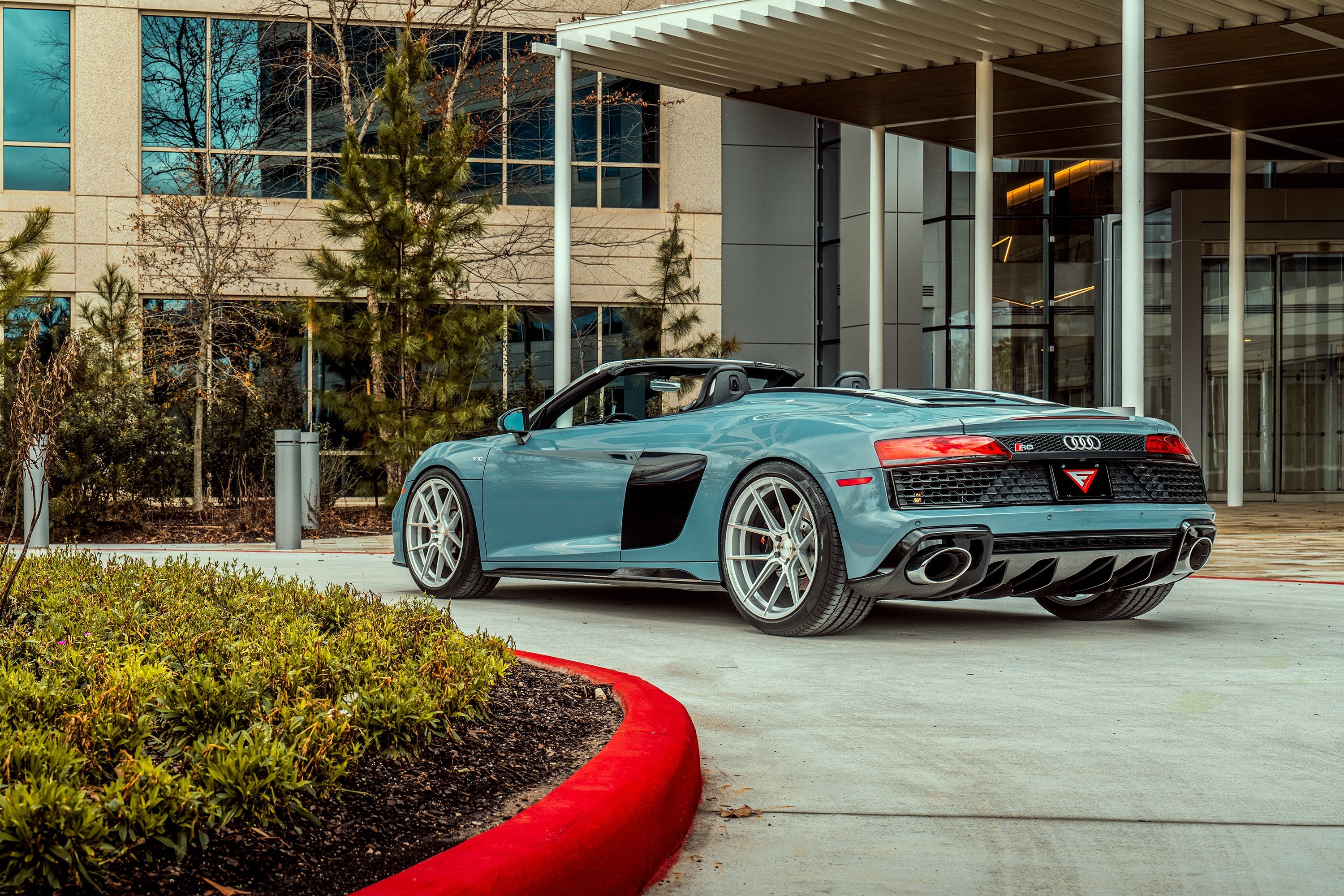 FERRADA® FORGE-8 FR8 Wheels - Machined Silver Rims