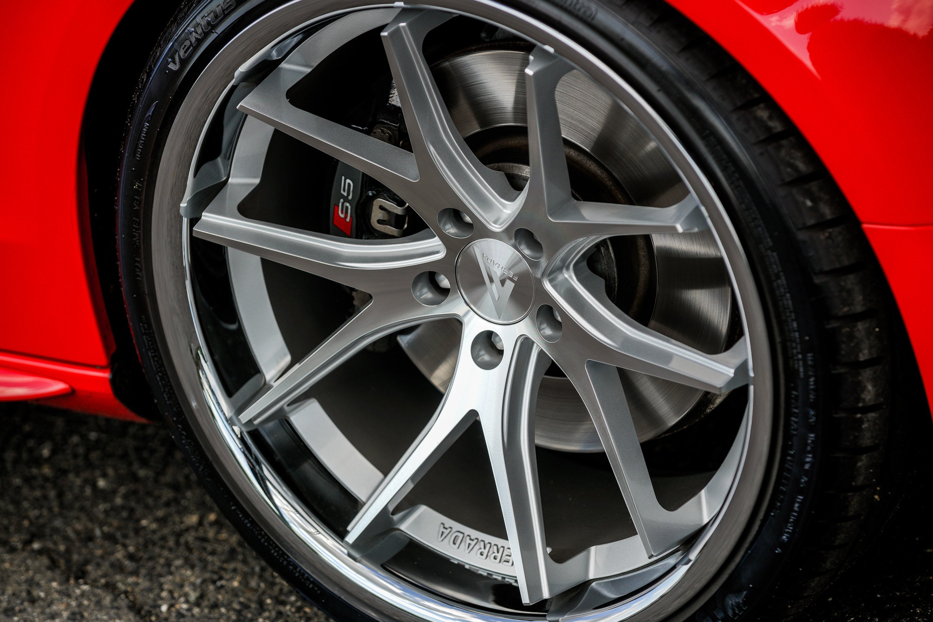 FERRADA® FR2 Wheels - Machined Silver Rims