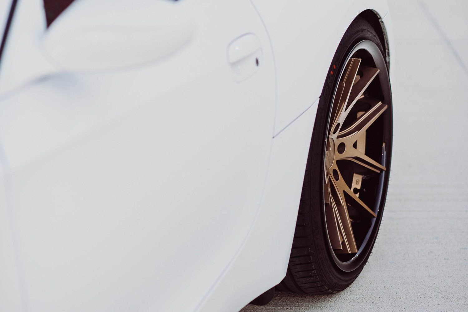 FERRADA® FR2 Wheels - Matte Bronze Rims