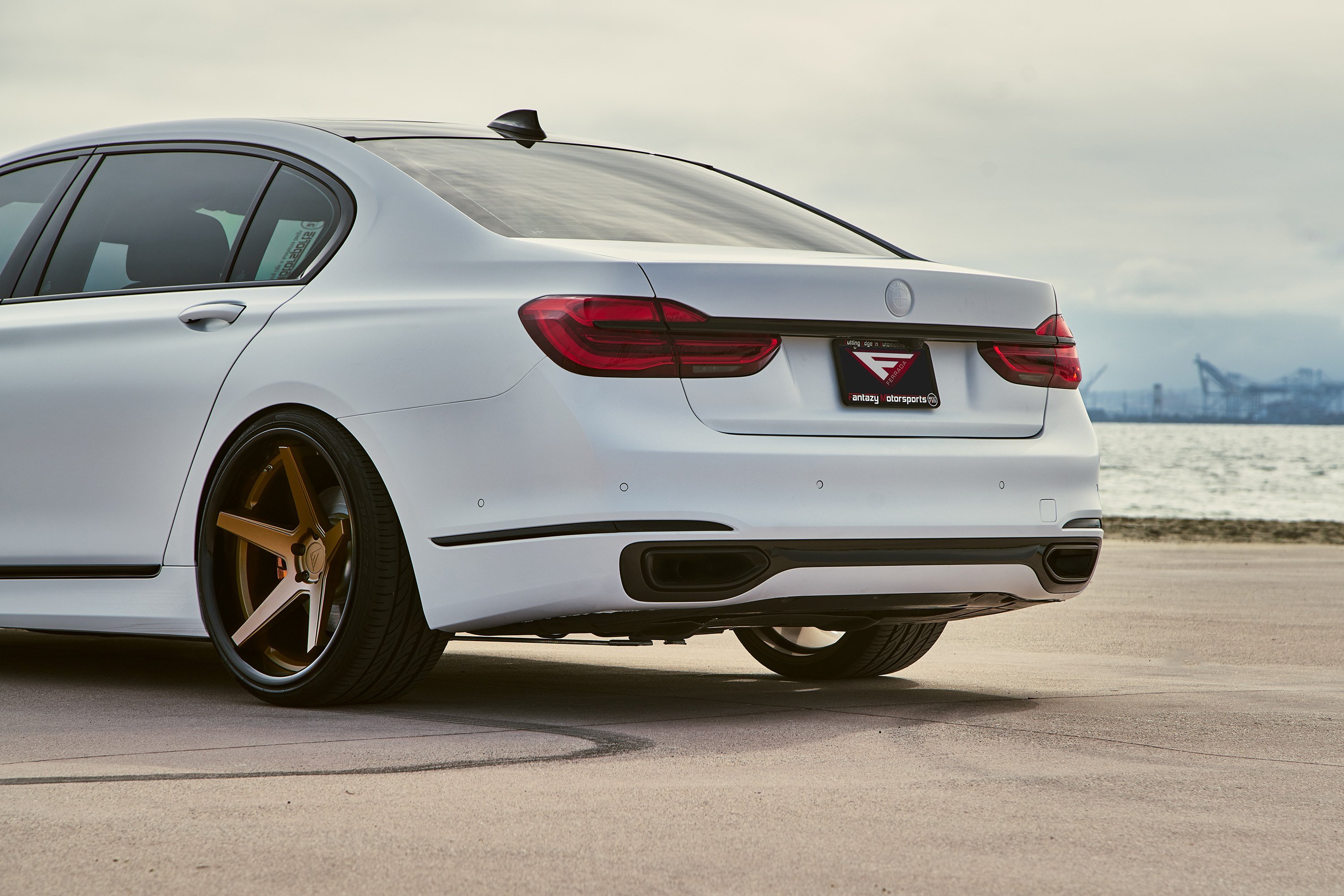 FERRADA® FR3 Wheels - Matte Bronze Rims