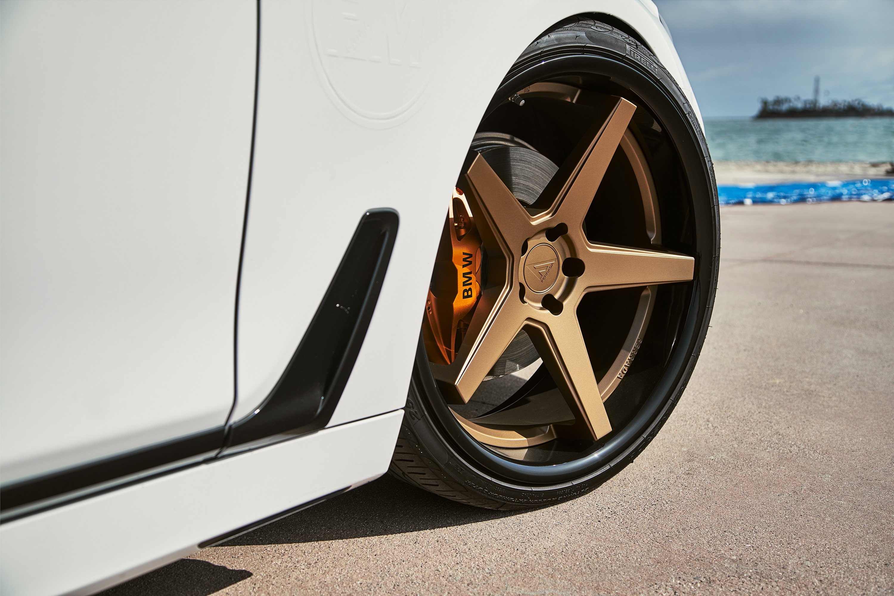 FERRADA® FR3 Wheels - Matte Bronze Rims