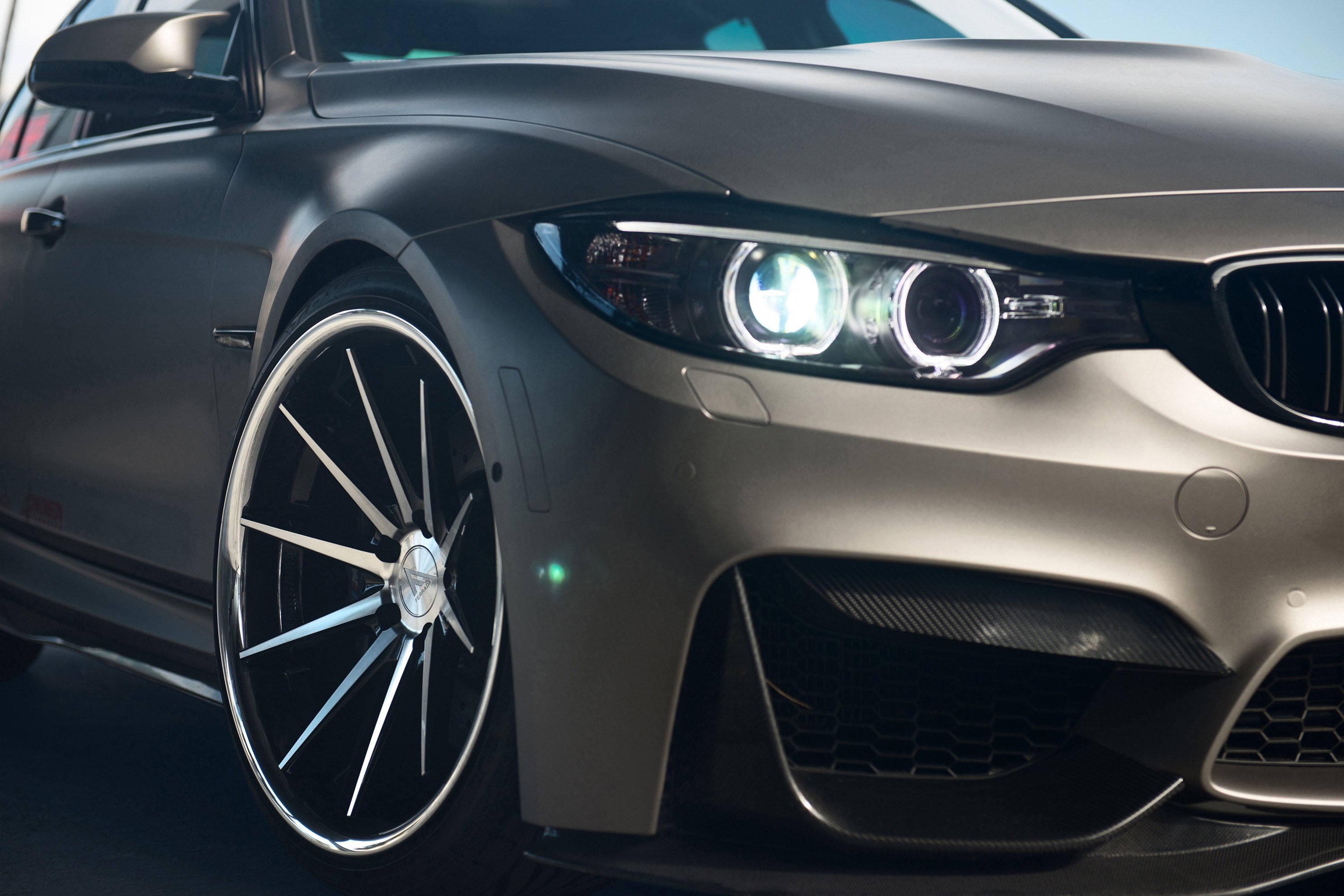 FERRADA® FR4 Wheels - Black with Machined Face Rims