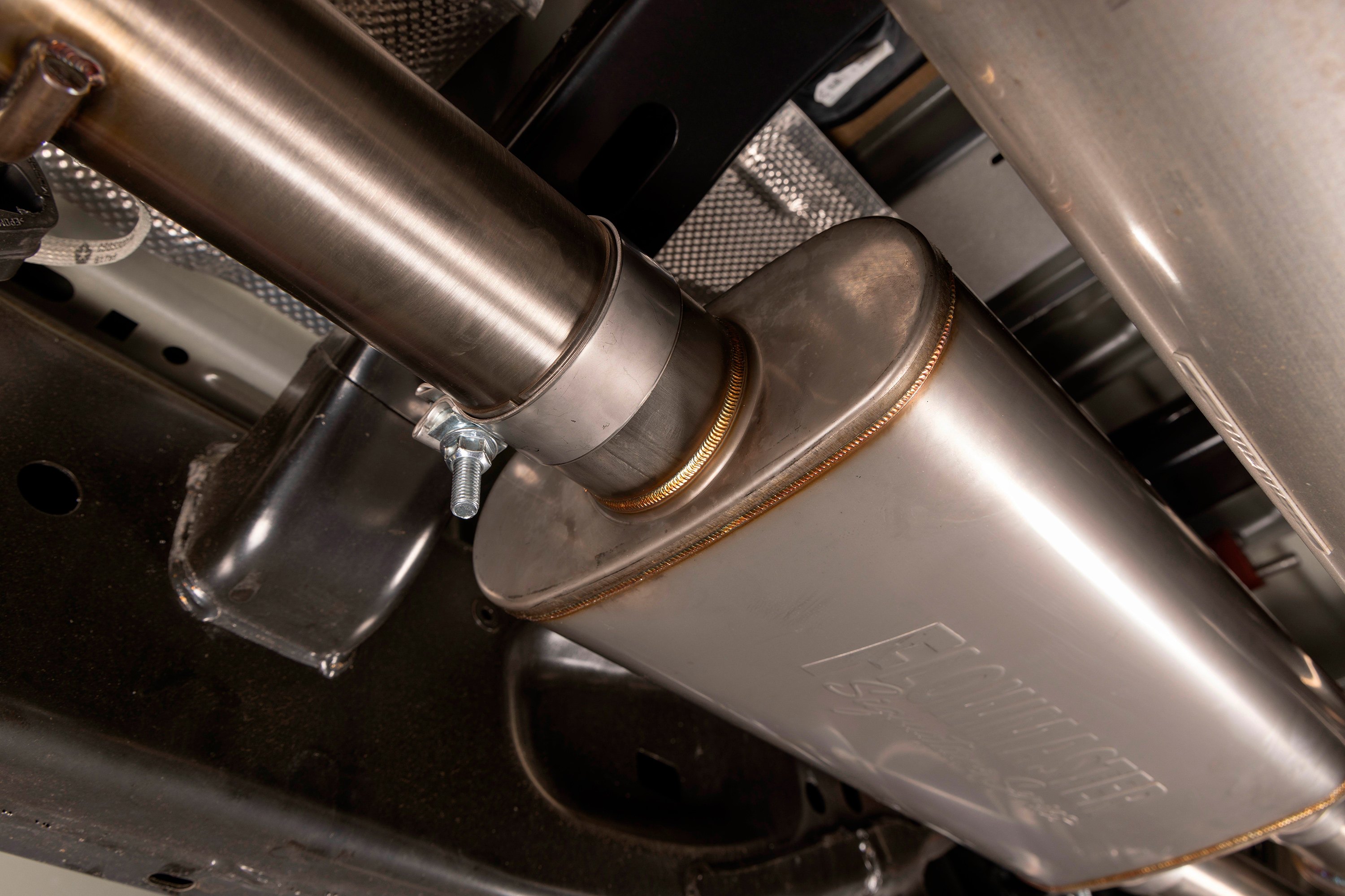 Flowmaster® 737889 - Signature Series™ 304 SS Cat-Back Exhaust System ...