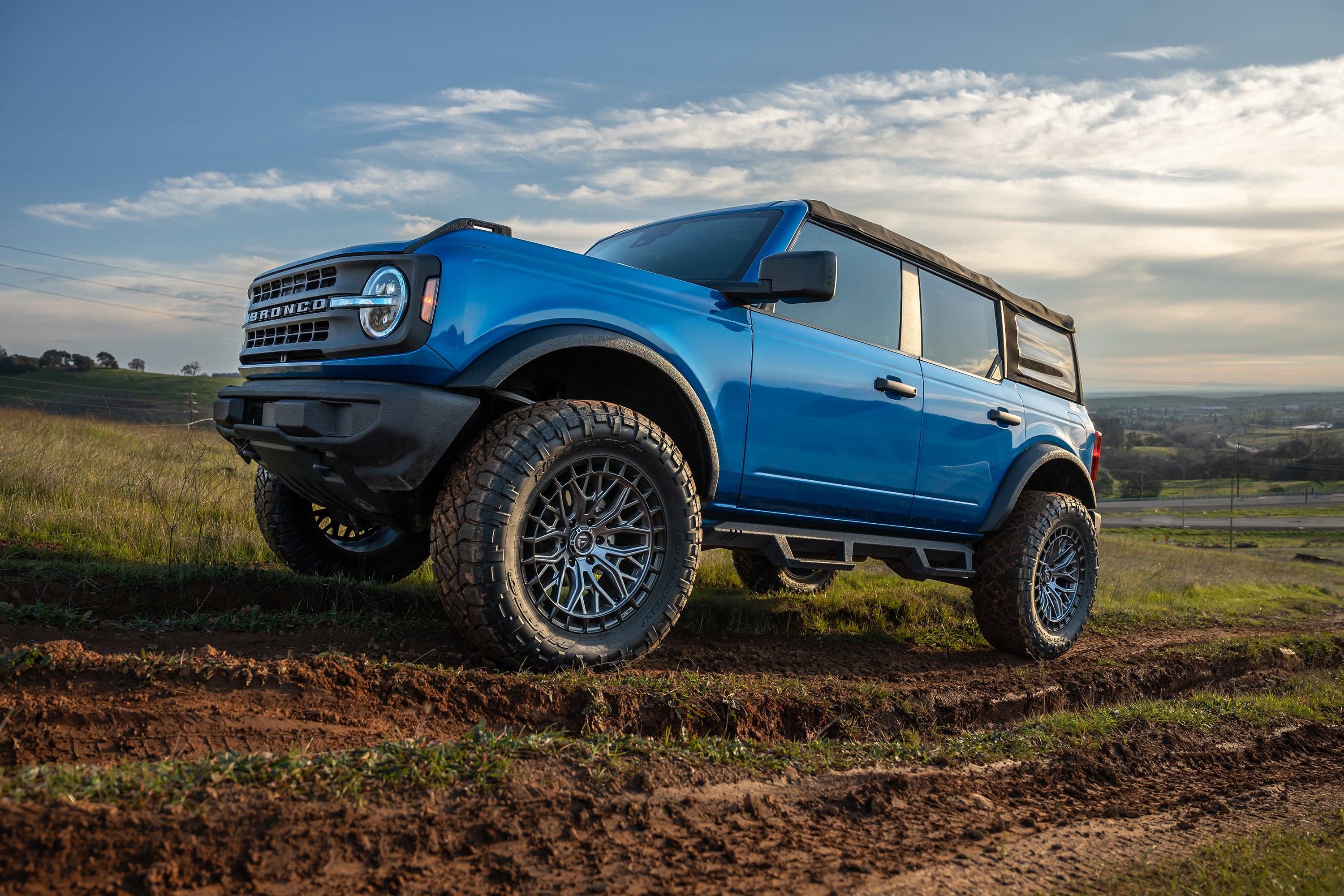 FUEL® FC869 SIGMA Wheels - Matte Gunmetal with Matte Black Lip Rims