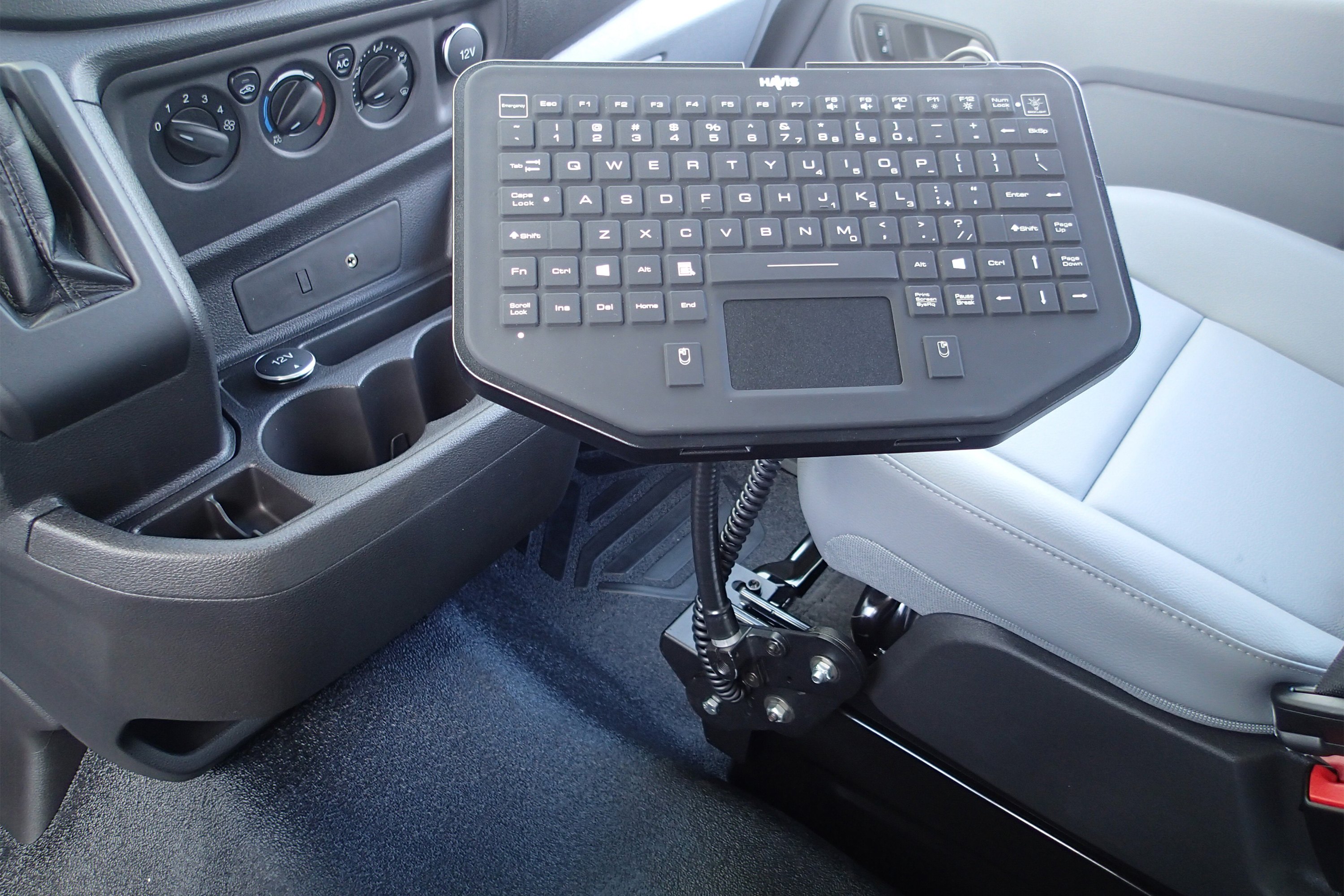 Havis® PKG-FAM-115 - Flex Arm Floor Keyboard Mount Kit