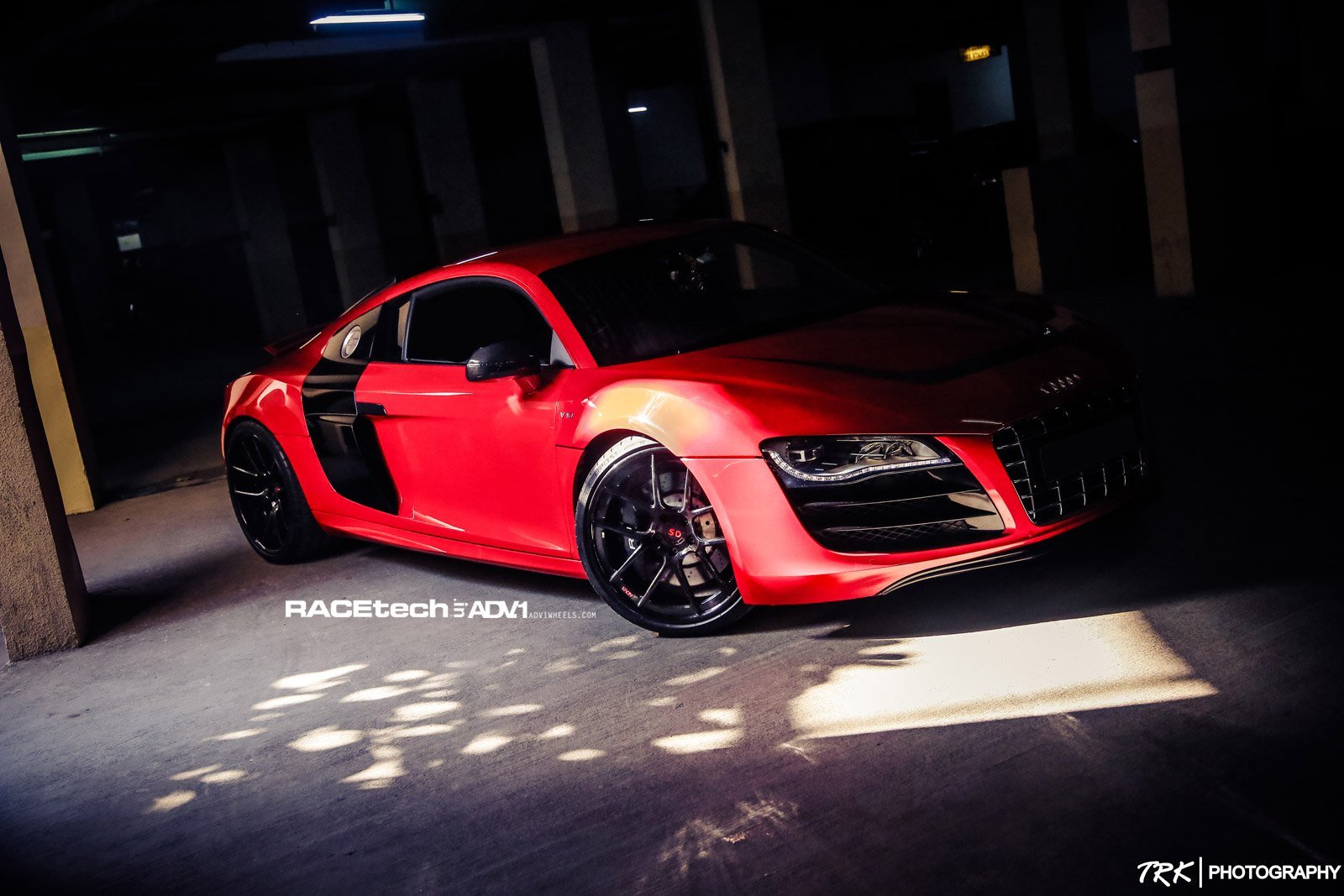 Black and Red Obsession: Beautiful Red Audi R8 on Black Custom Wheels ...
