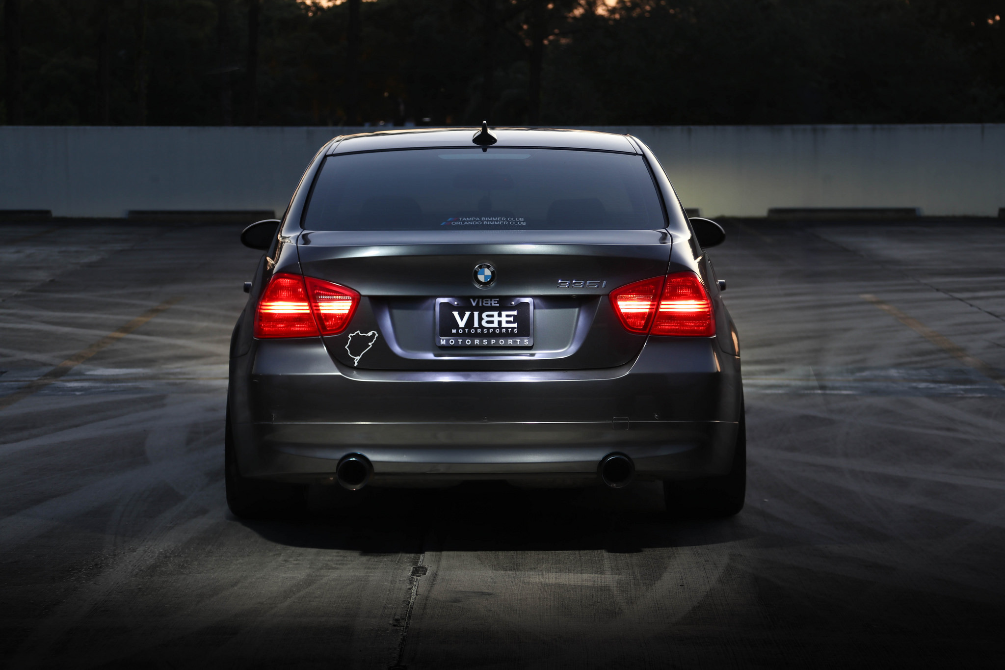 Compelling Yet Sporty: BMW 3-Series Rocking Gunmetal Wheels | CARiD.com ...