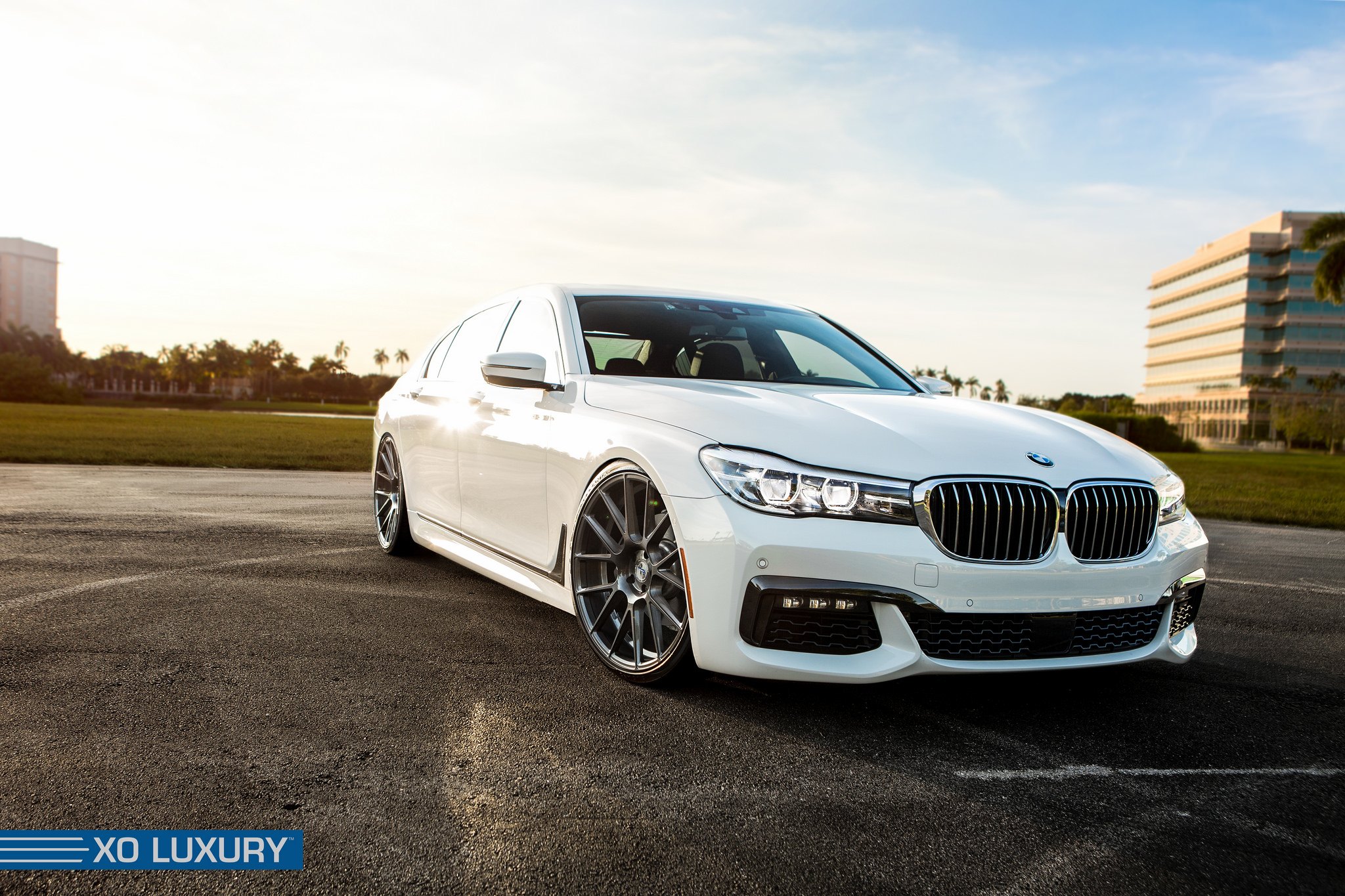 Lowered BMW 7-Series on XO Luxury Rims | CARiD.com Gallery