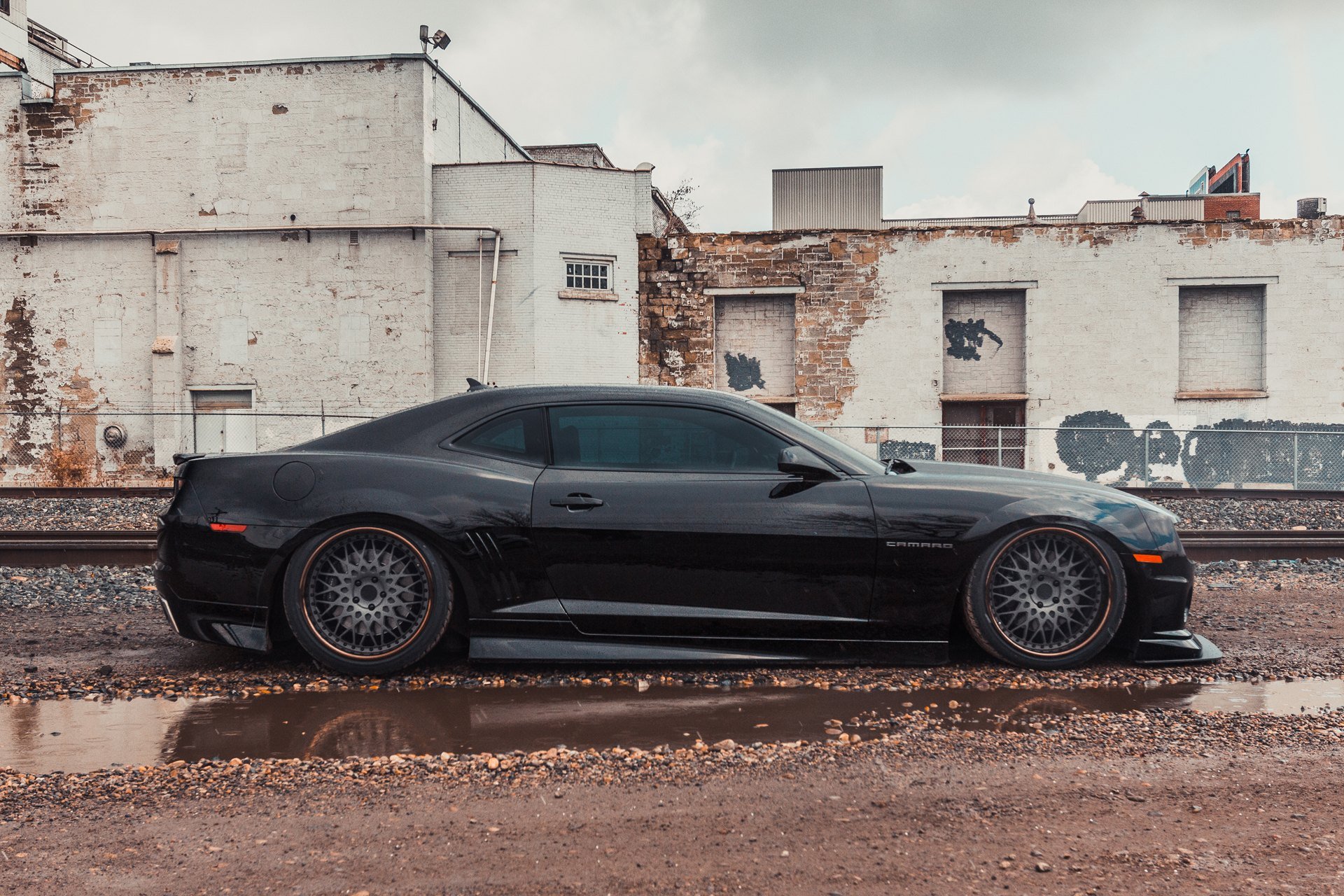 Air Lifted Camaro SS by Avant Garde | CARiD.com Gallery