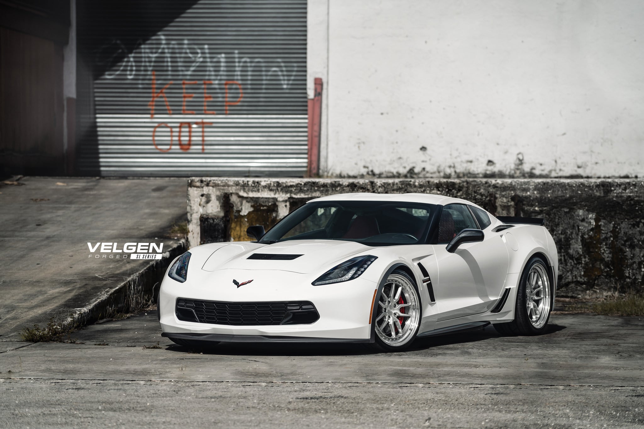 Stunning Design of White Corvette Accentuated With Contrasting Black ...
