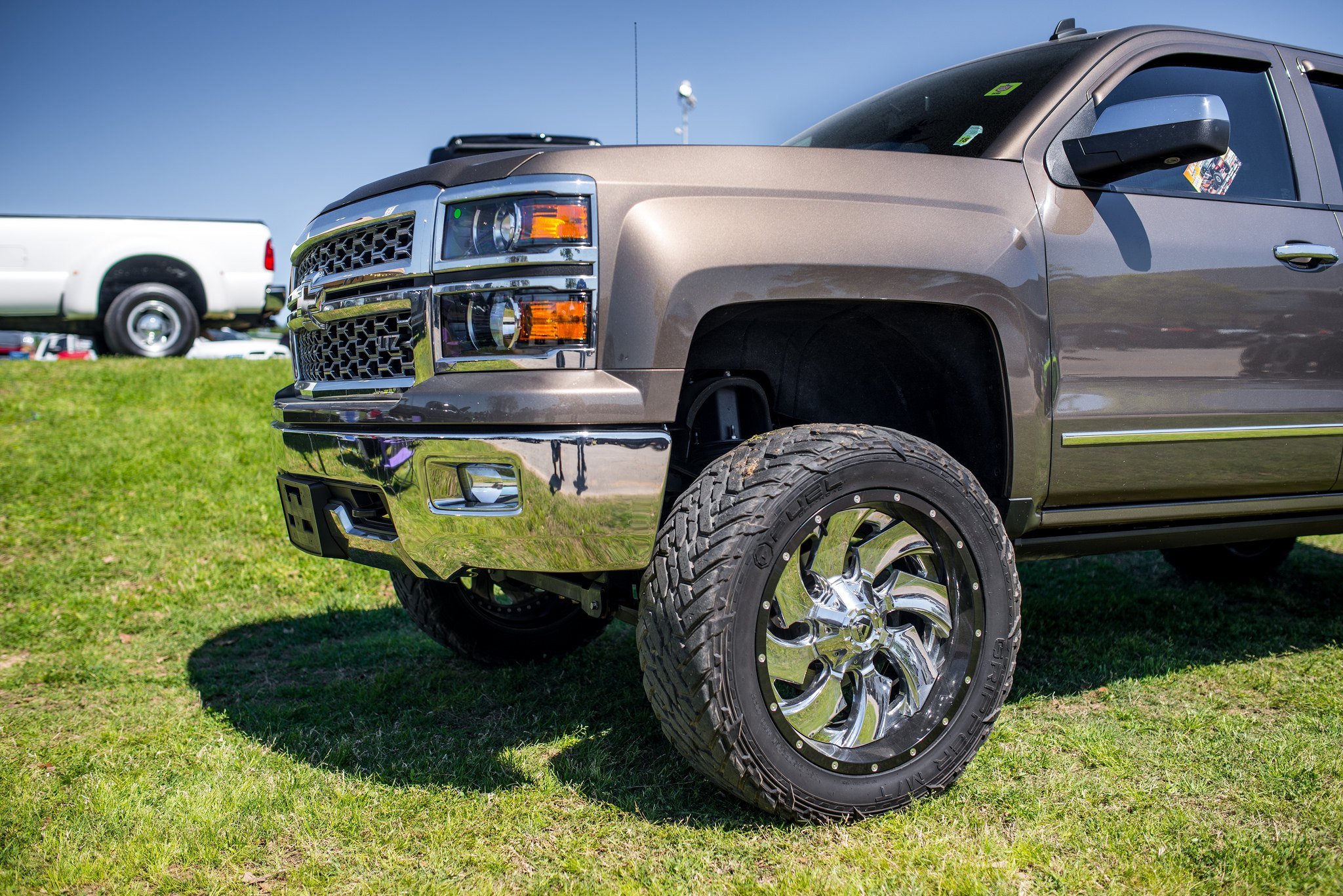 Moderate Custom Tweaks and Fuel Wheels on Chevy Silverado | CARiD.com ...