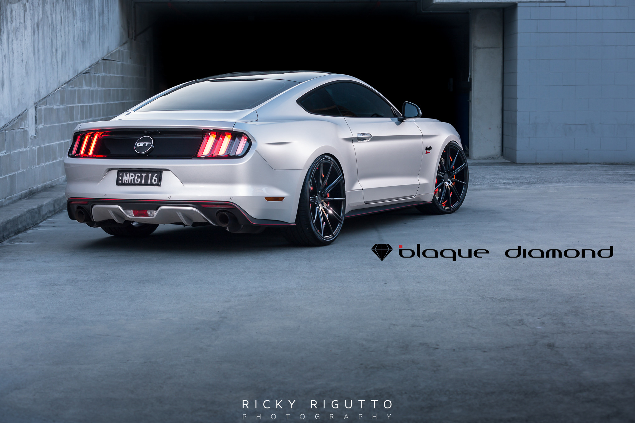 Shady Beauty on Black Diamond Custom Wheels | CARiD.com Gallery