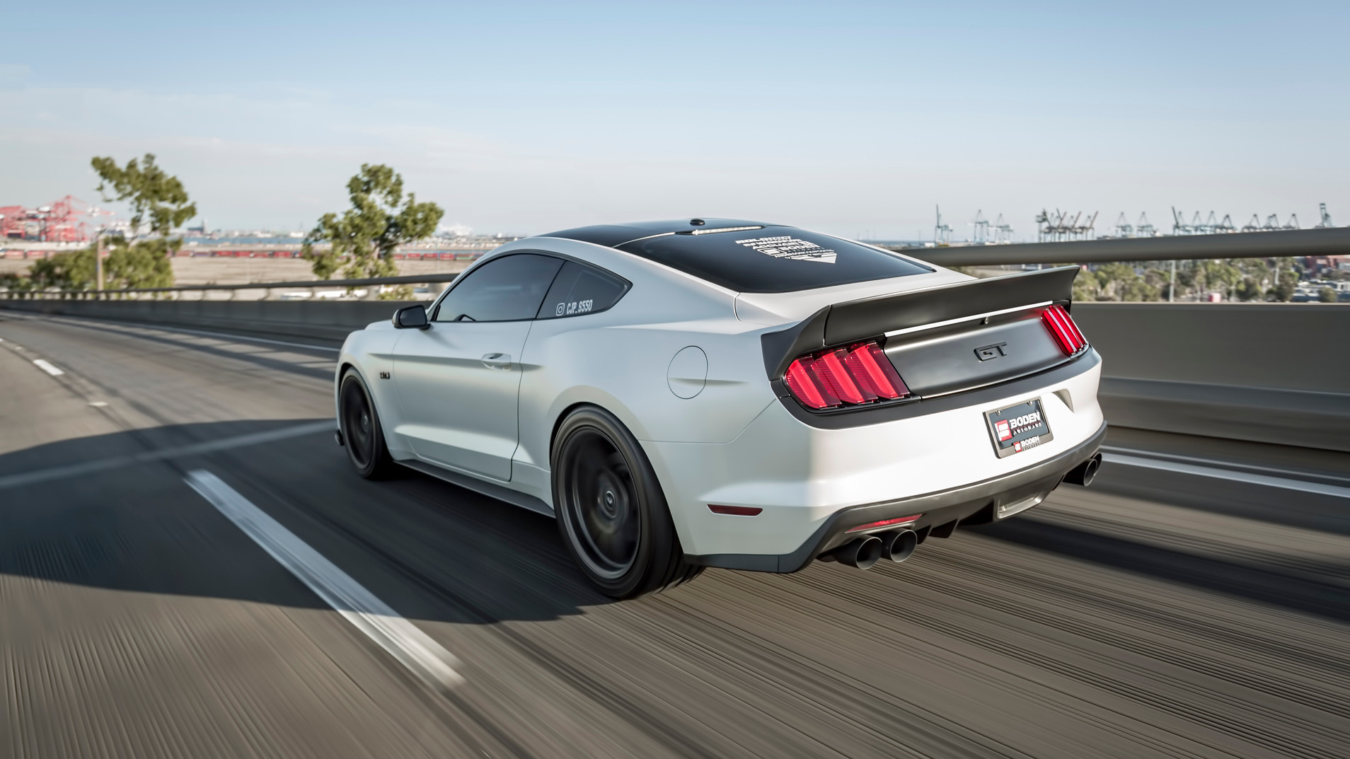 Grand and Imposing Mustang 5.0 Wears a Body Kit | CARiD.com Gallery
