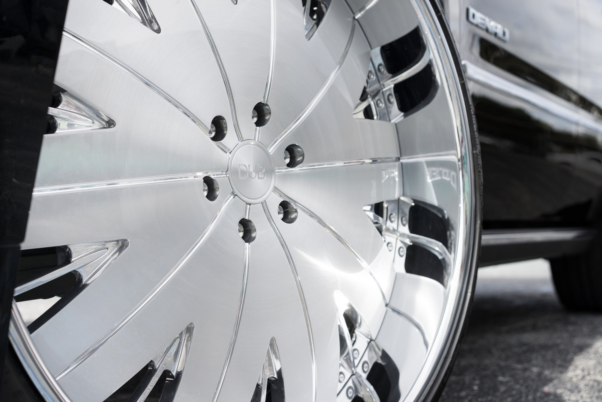 Black GMC Yukon on Contrasting Rims | CARiD.com Gallery