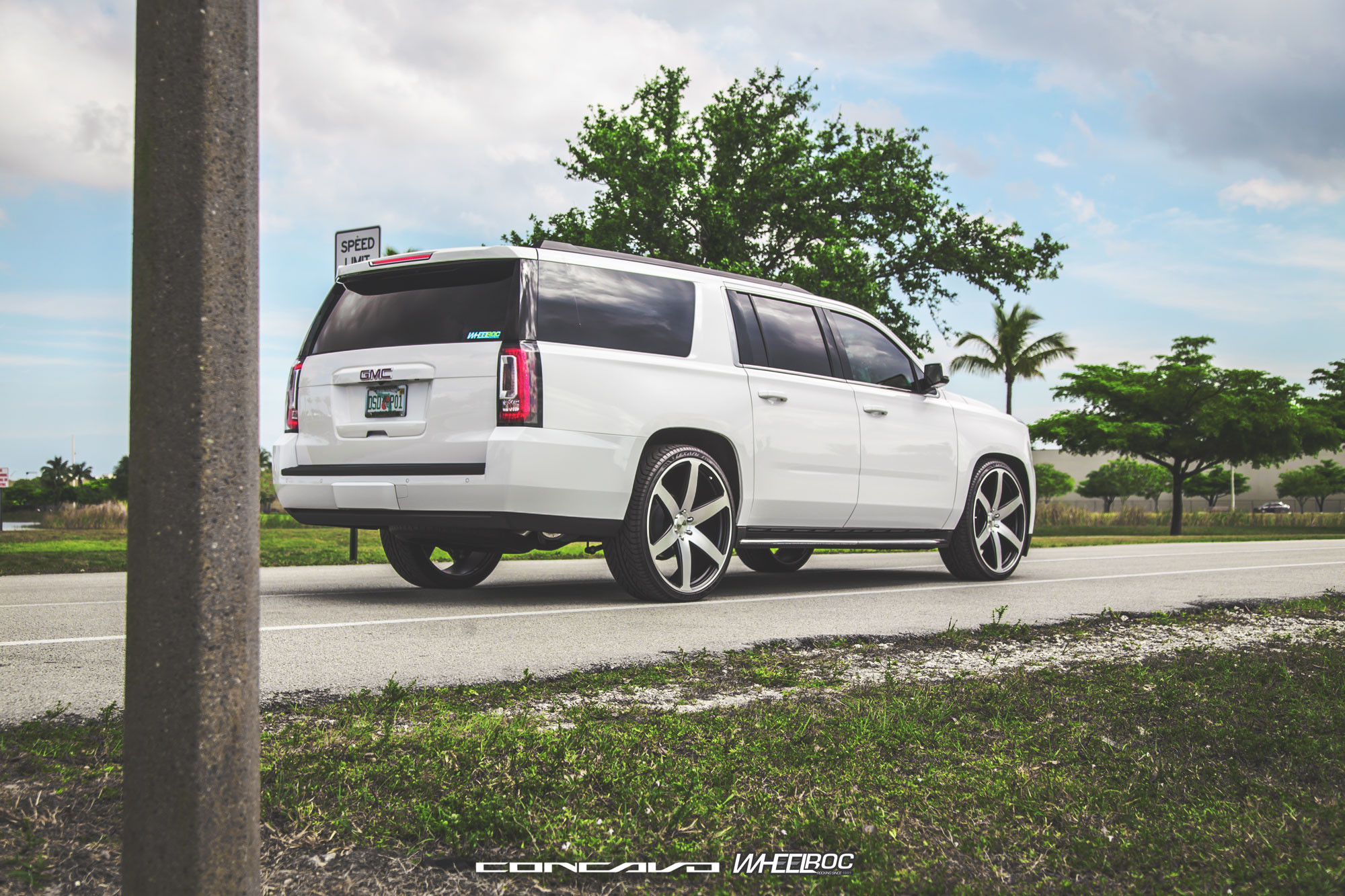 Classy GMC Yukon XL Highlighted with Refined Concavo Rims | CARiD.com ...
