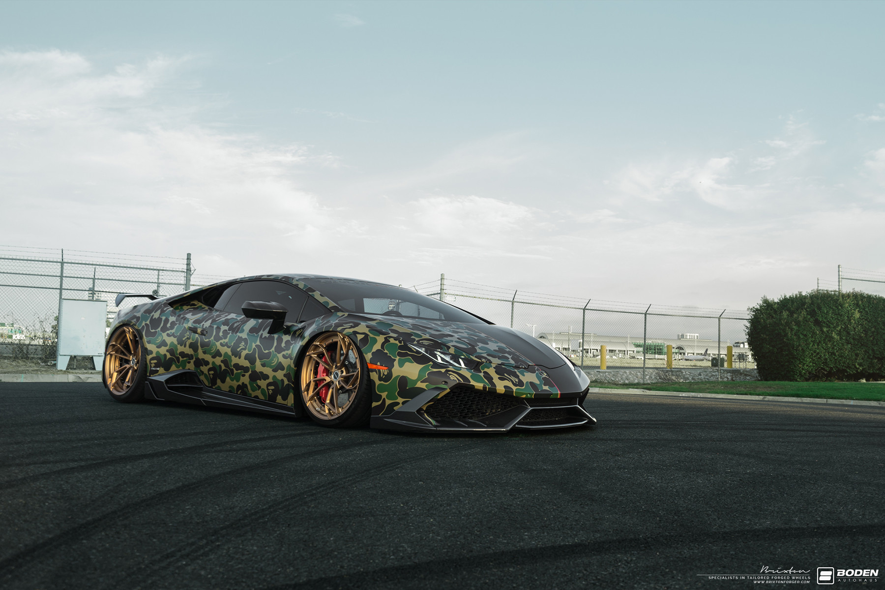 Camo Paint Makes Lamborghini Huracan Super Distinctive | CARiD.com Gallery