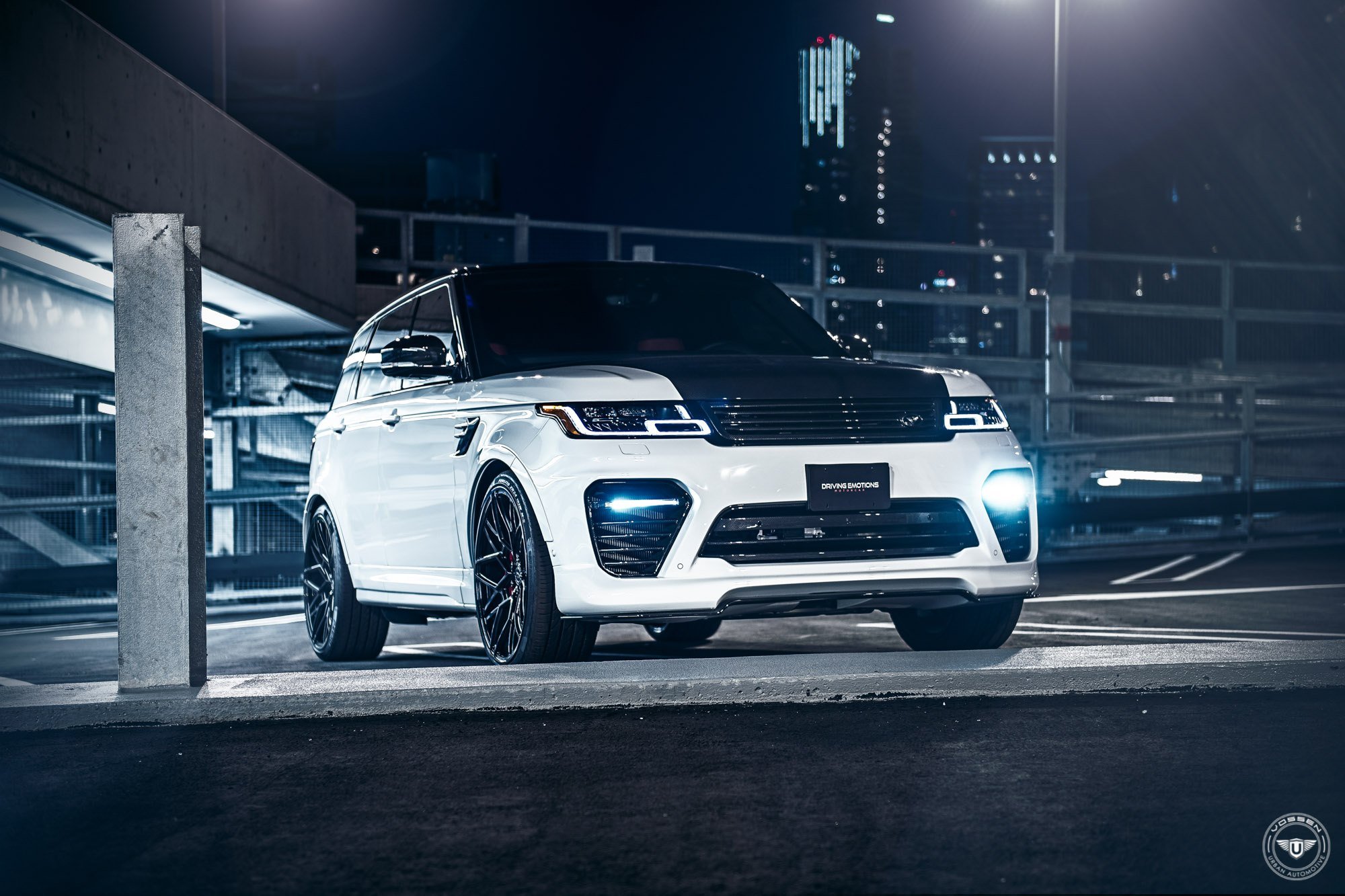 White Range Rover Sport Gets Blacked Out Body Elements for Aggressive ...
