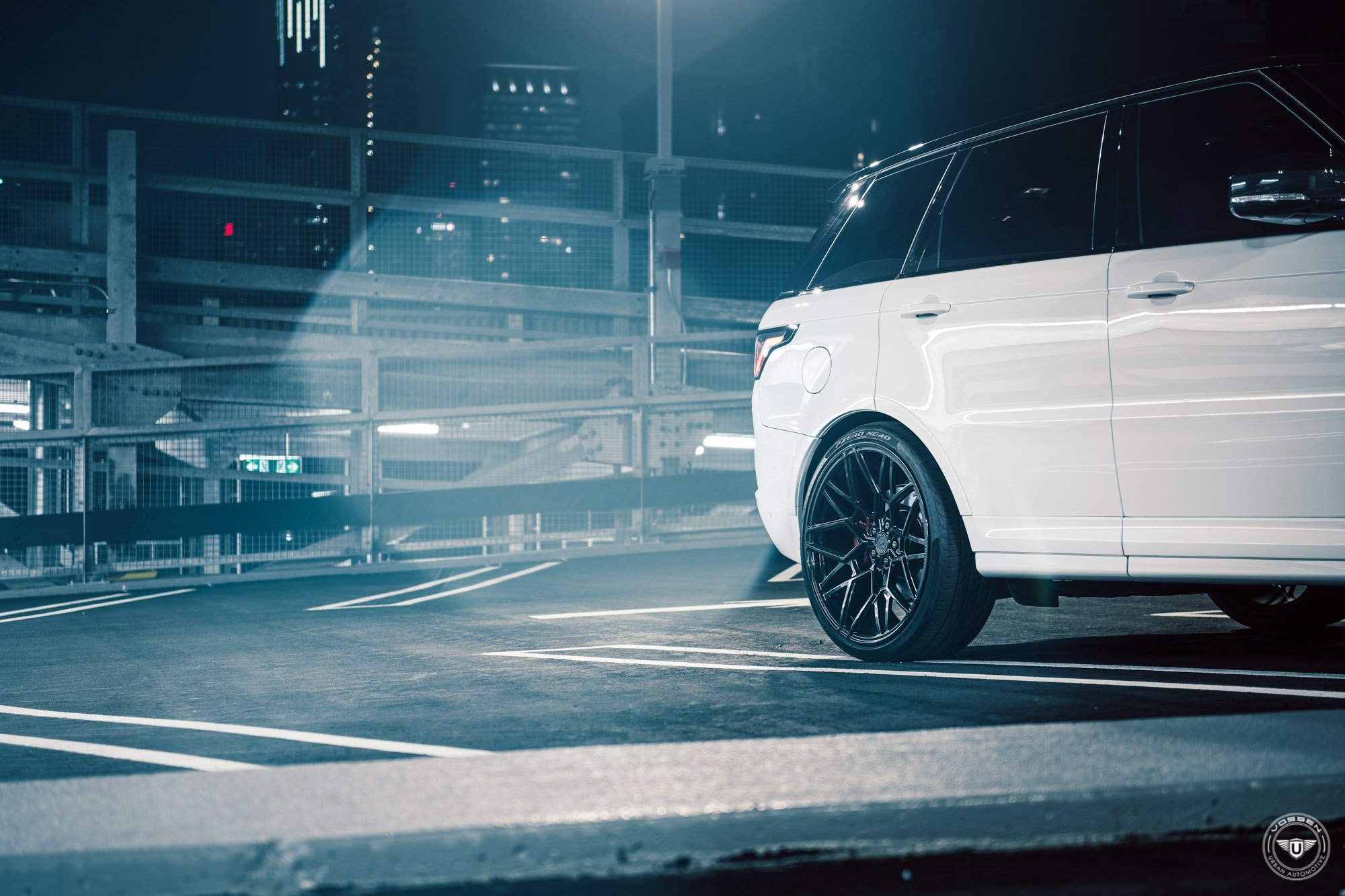 White Range Rover Sport Gets Blacked Out Body Elements for Aggressive ...