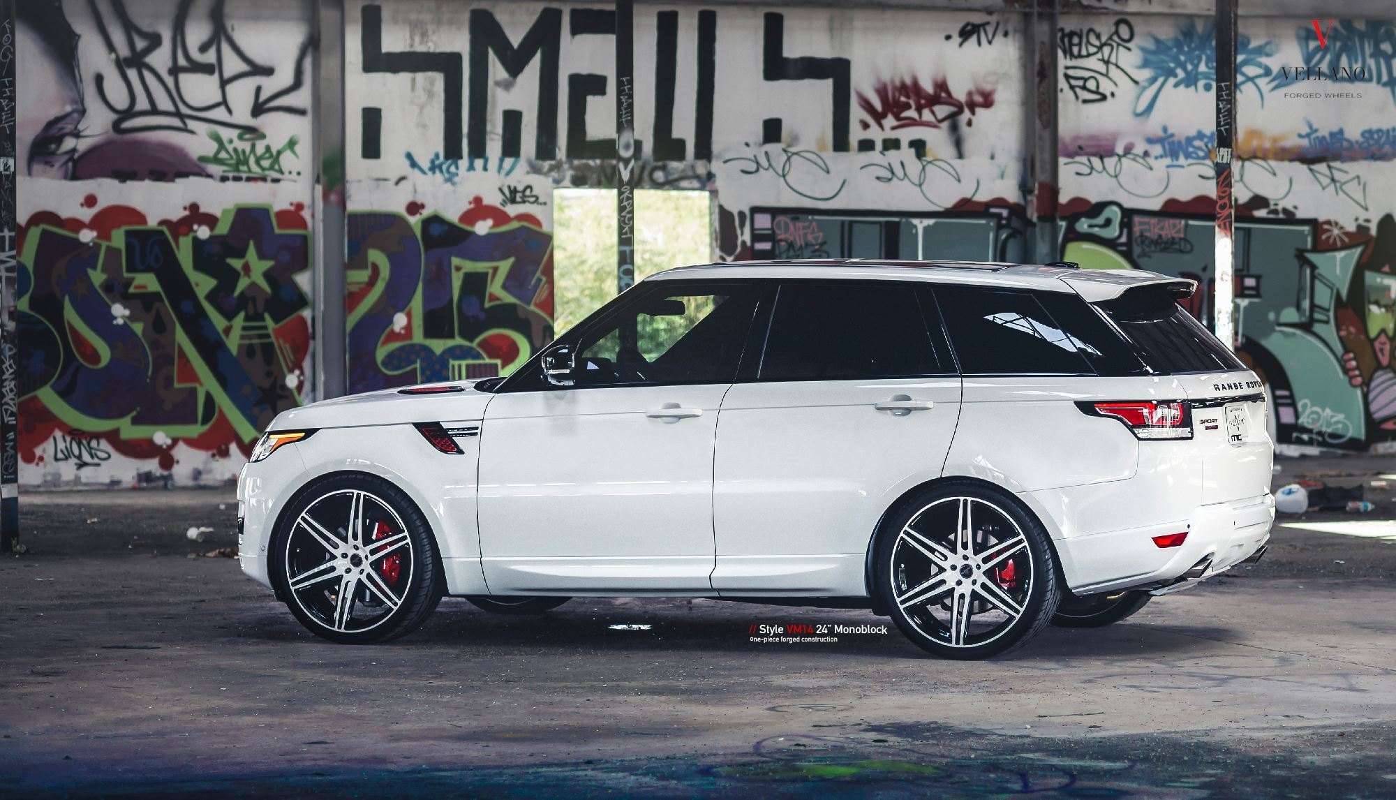 Range Rover Sport on 24 Inch Rims by Vellano | CARiD.com Gallery