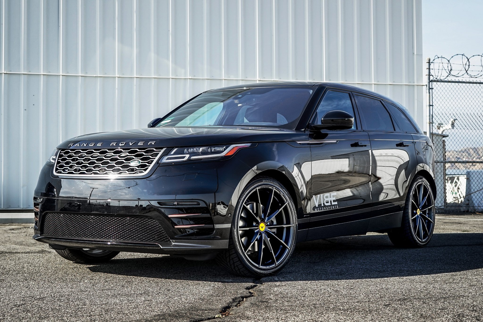 Range Rover Velar Takes Advantage of Unique Exterior Bits | CARiD.com ...