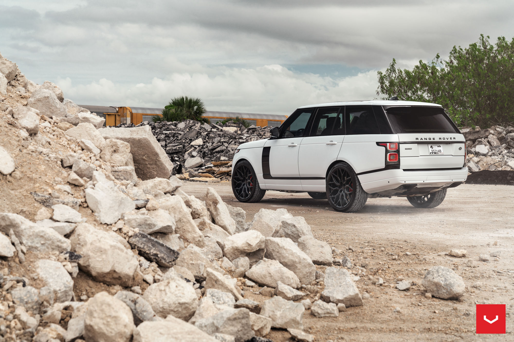 Royal Appearance of White Range Rover Accentuated with Custom Elements ...