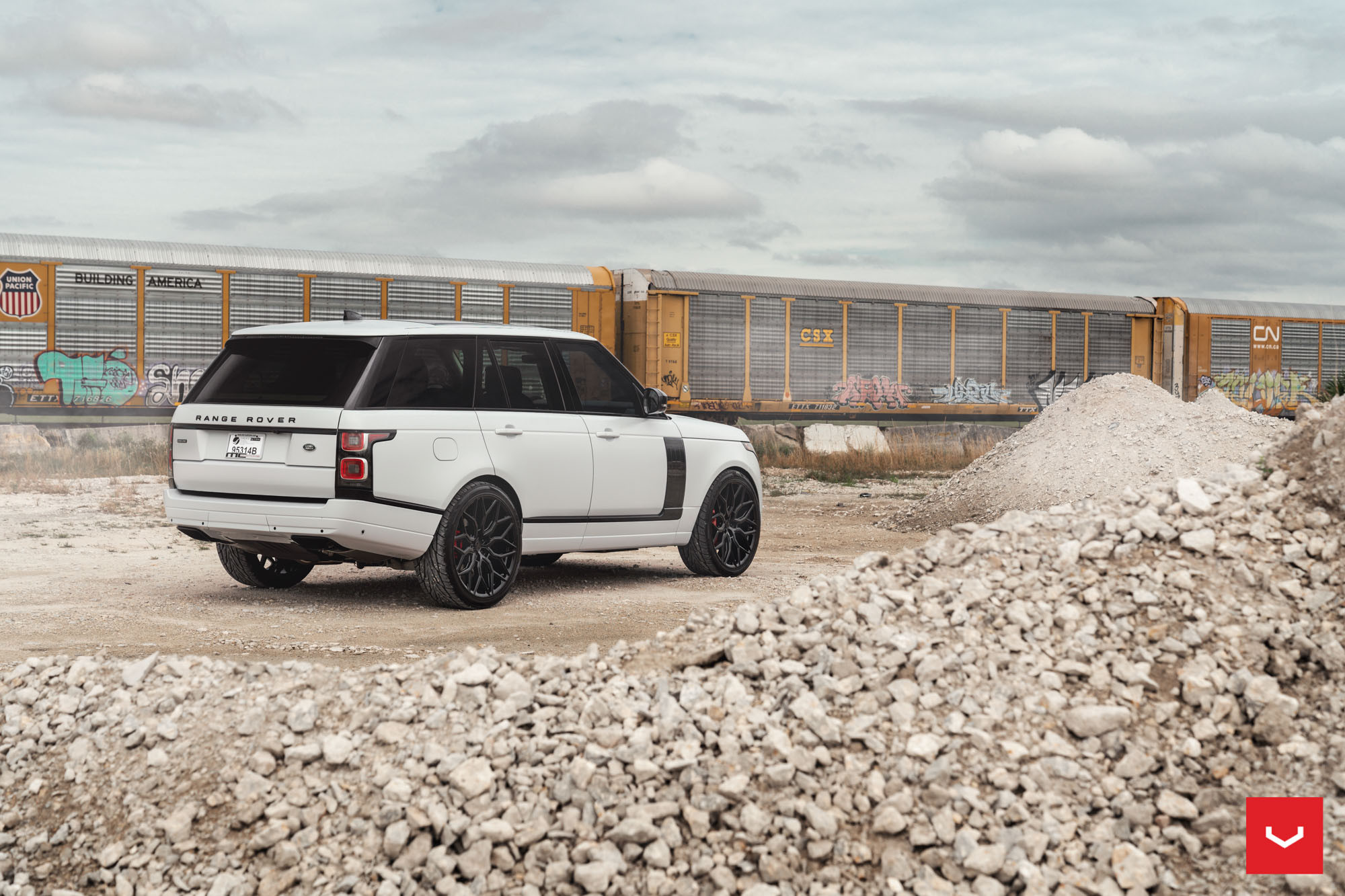 Royal Appearance of White Range Rover Accentuated with Custom Elements ...
