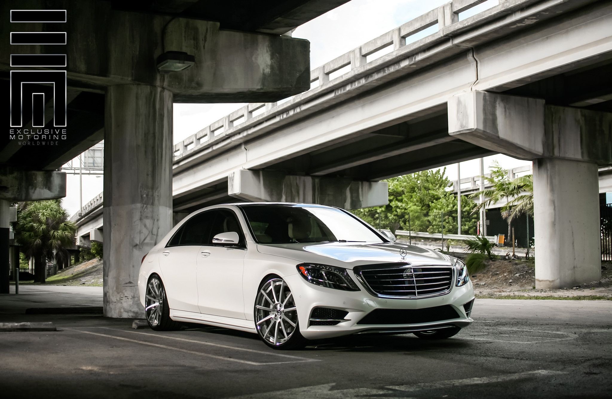 S550 AMG on Forged Rims by Exclusive Motoring | CARiD.com Gallery