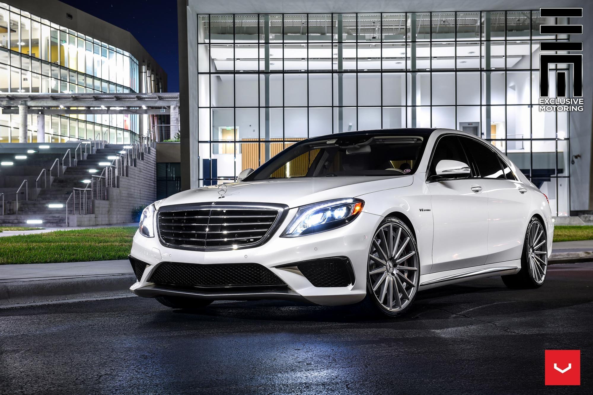 Automotive Pearl: Shiny Chrome Detailed Mercedes S Class V8 | CARiD.com ...