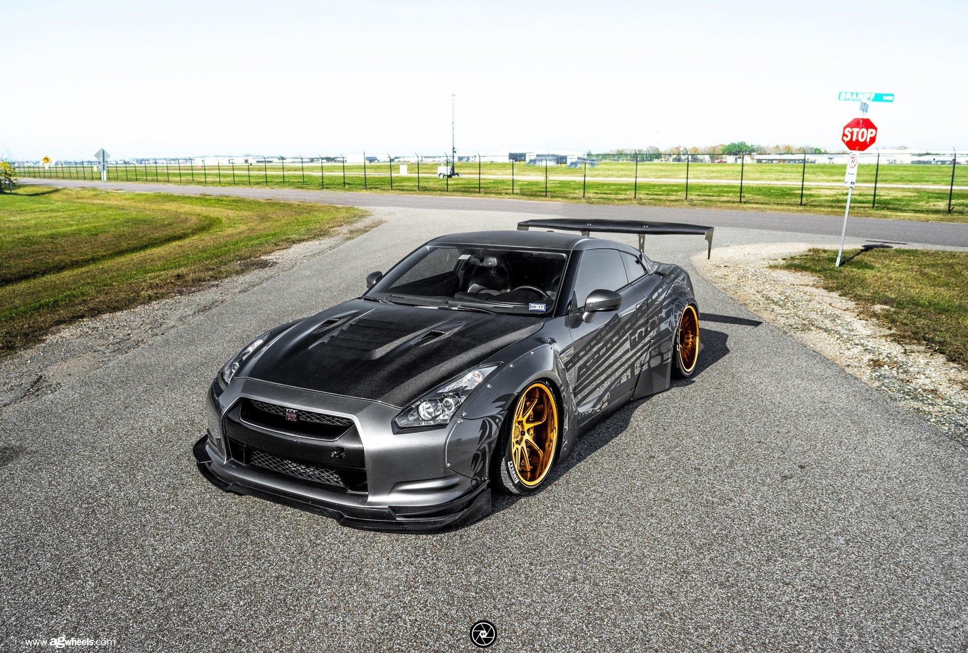 Time Attack Nissan GT-R by Avant Garde | CARiD.com Gallery