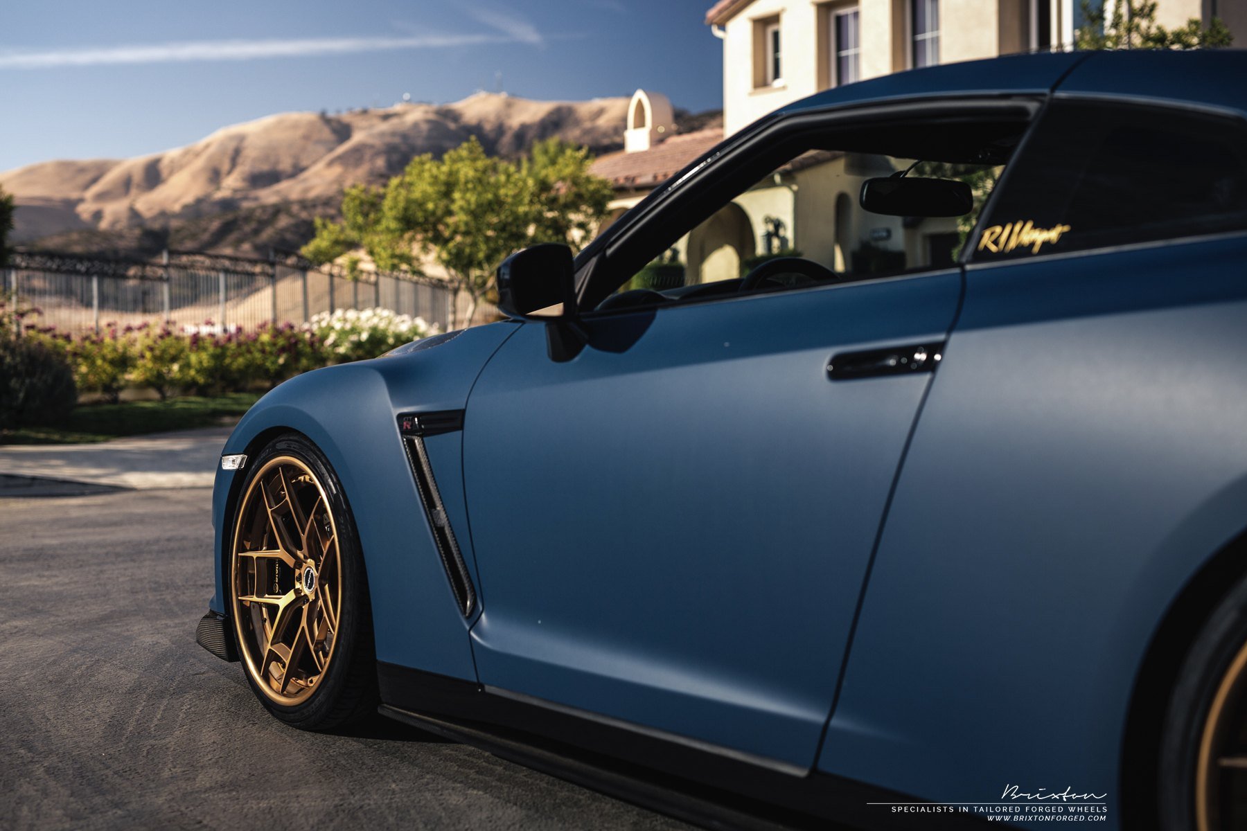 A Guide to Custom Wheels and Accessories for Your Nissan GT-R | Nissan ...