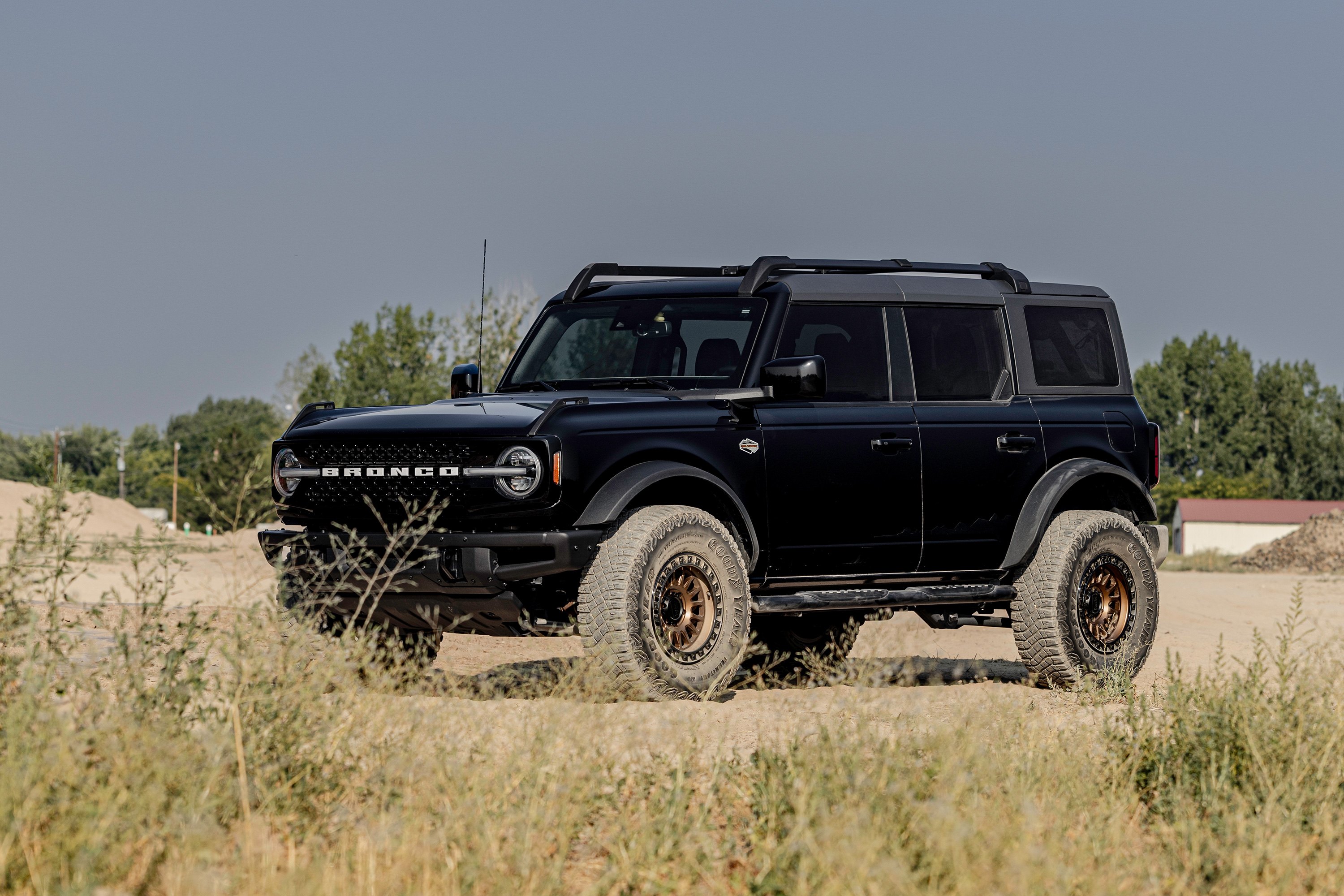 KMC® KM552 IMS Wheels - Matte Bronze with Gloss Black Lip Rims