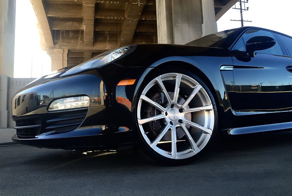 MOMO™ - Wheels & Rims from an Authorized Dealer | CARiD