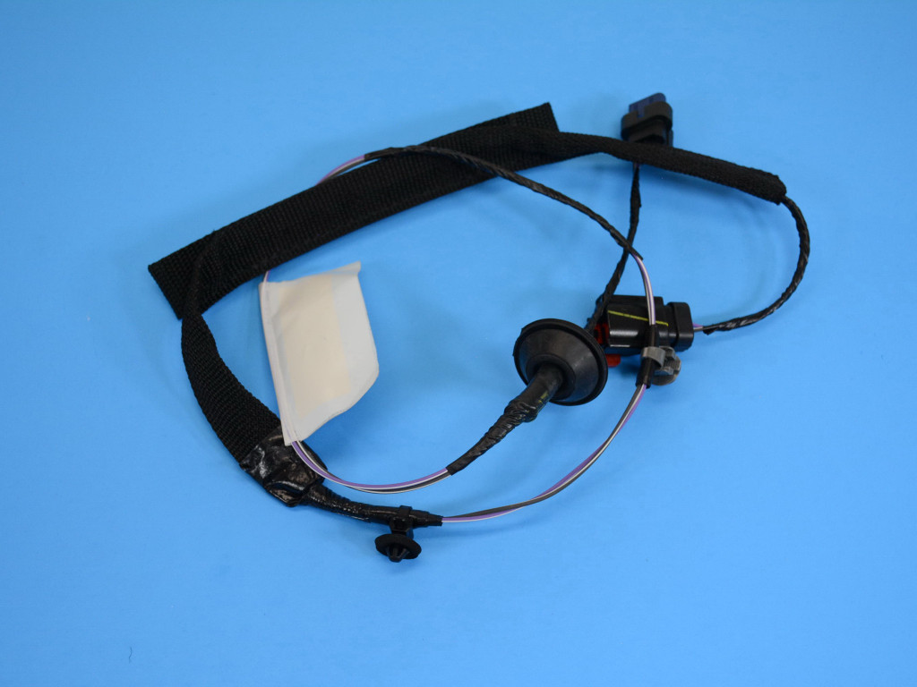 Mopar® 68066014AD - Front Right Door Wiring Harness