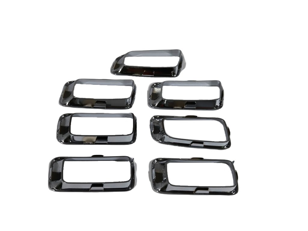 Mopar® 68109865AA - Grille